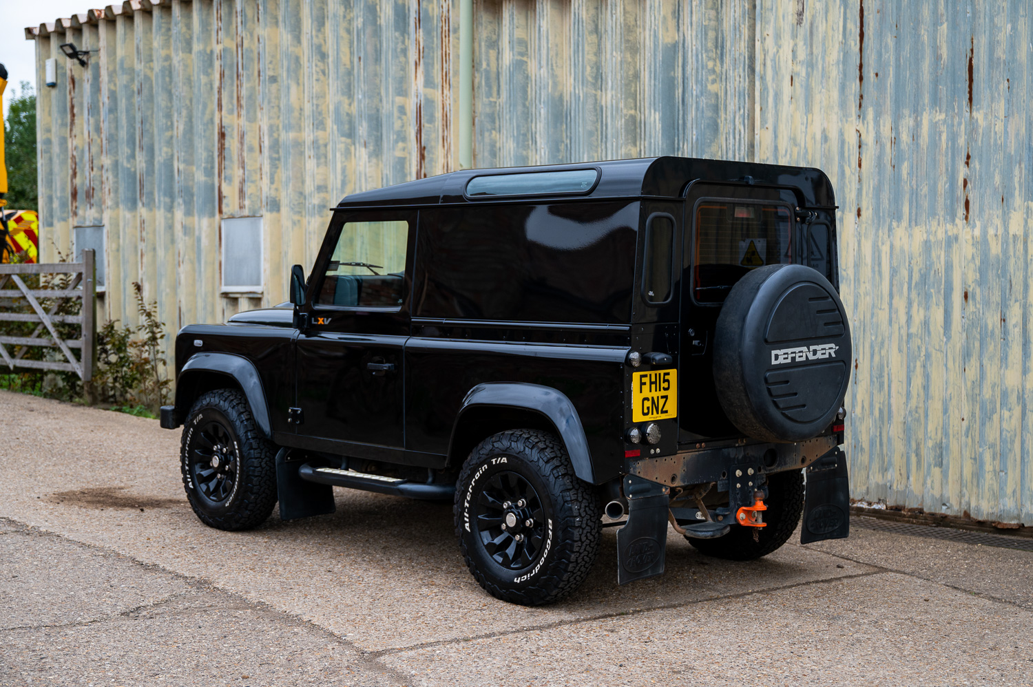 2015 LAND ROVER DEFENDER 90 XS HARD TOP