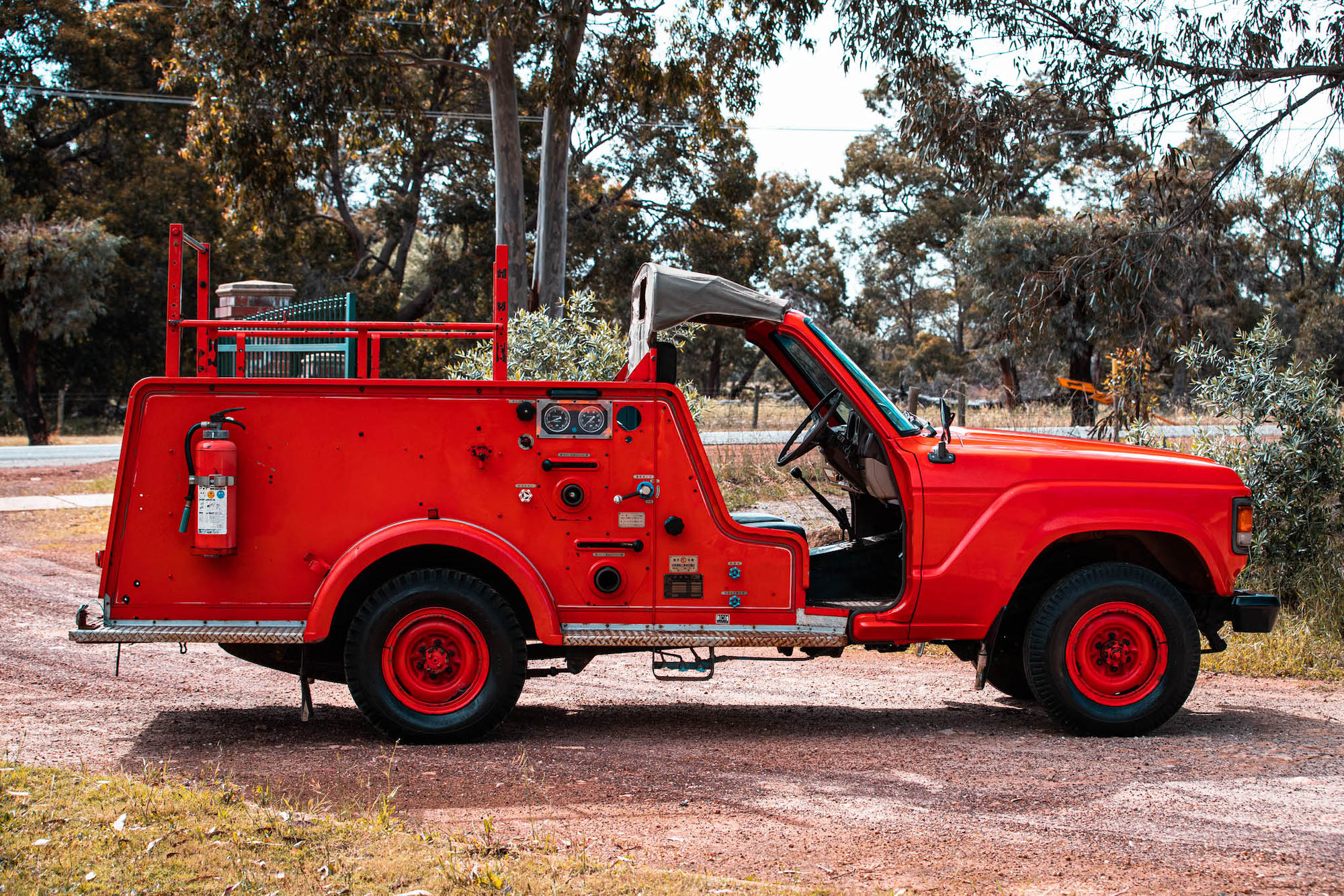 1980 TOYOTA FJ60 LAND CRUISER FIRE TRUCK