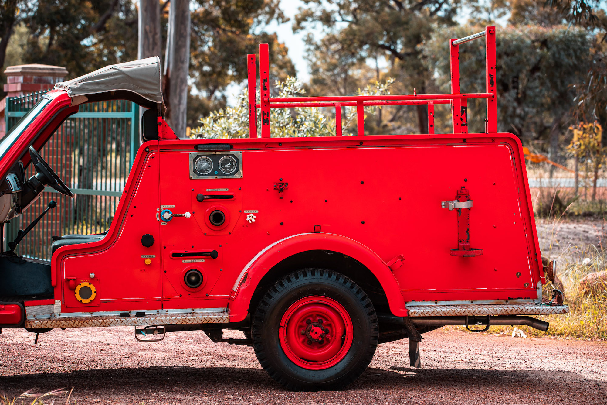 1980 TOYOTA FJ60 LAND CRUISER FIRE TRUCK