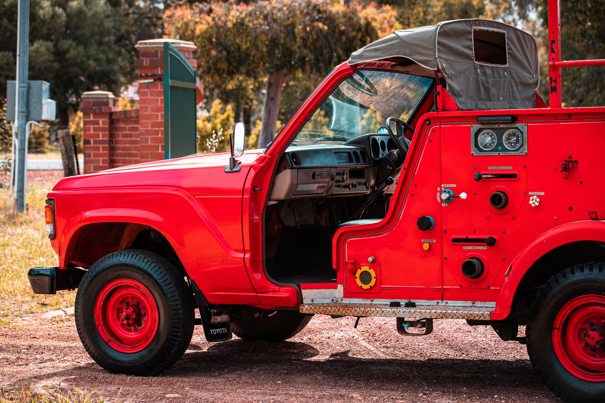 1980 TOYOTA FJ60 LAND CRUISER FIRE TRUCK