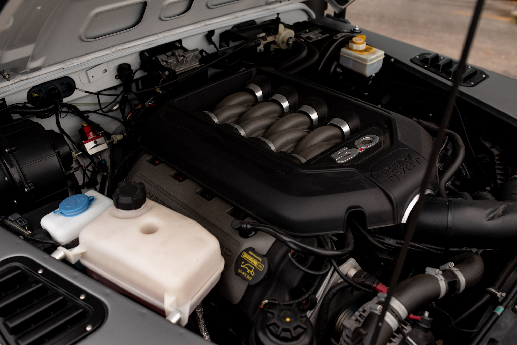 2012 LAND ROVER DEFENDER 110 XS 5.0 V8