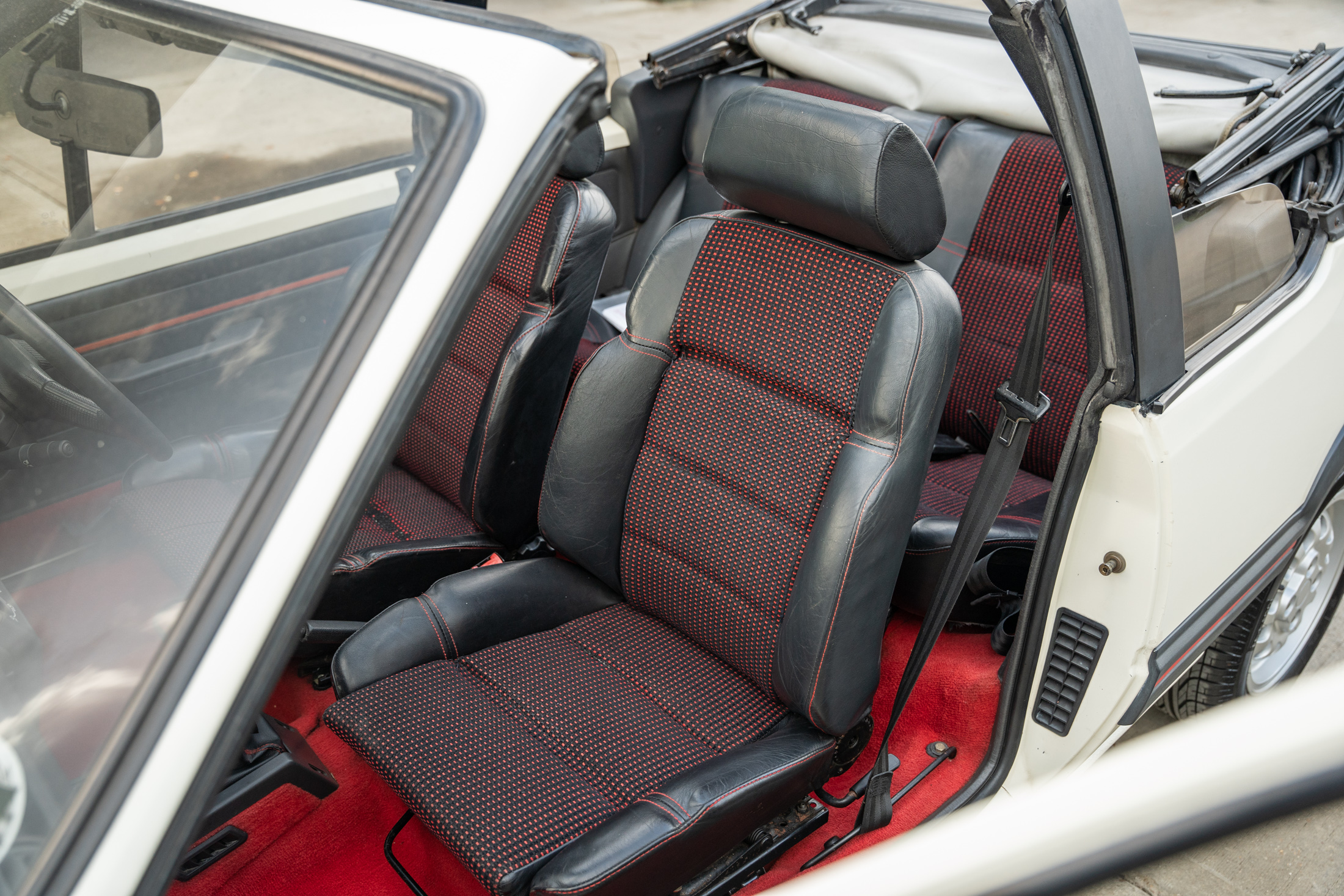 1989 PEUGEOT 205 CTI 1.6