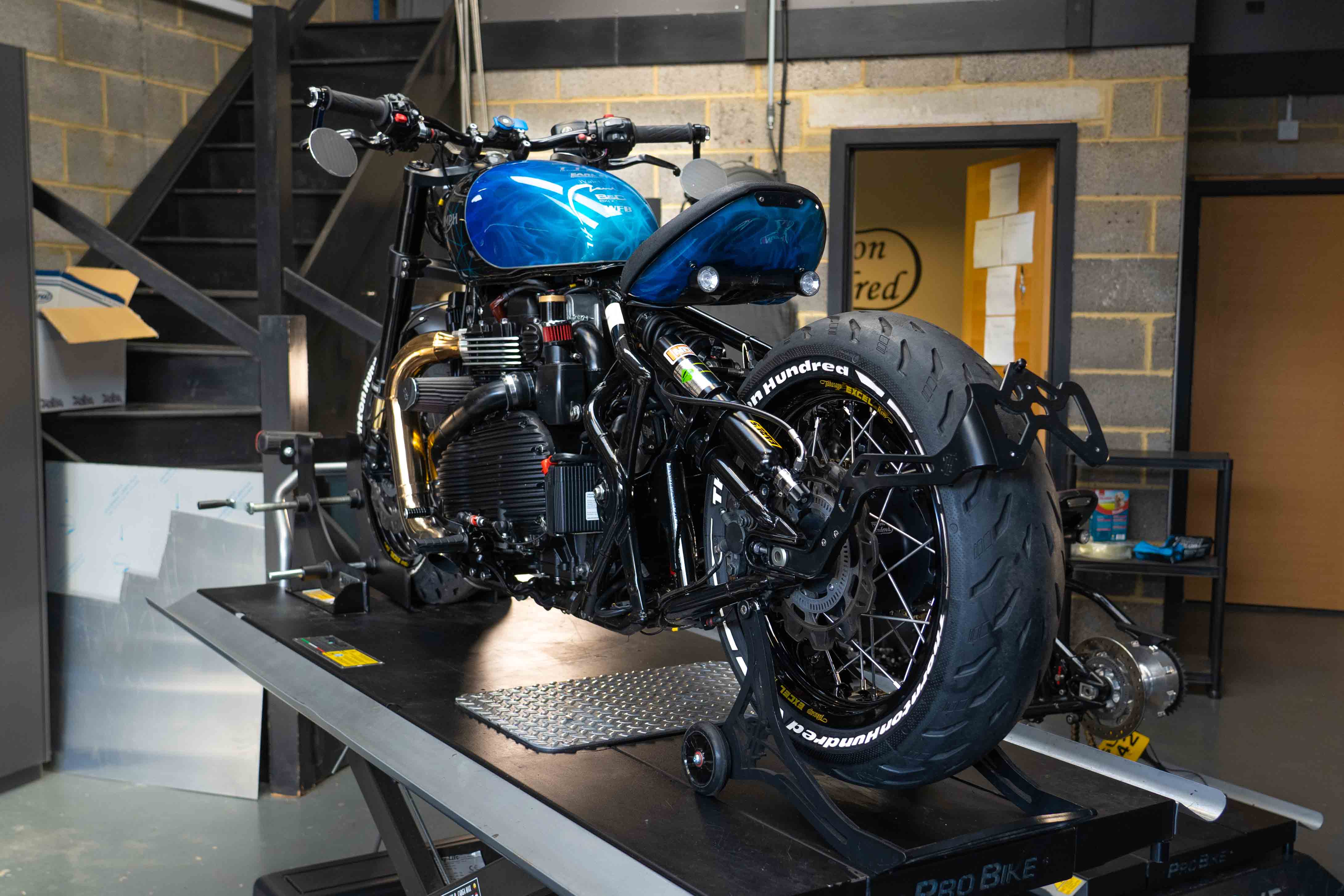 2019 TRIUMPH BONNEVILLE BOBBER - THORNTON HUNDRED CUSTOM