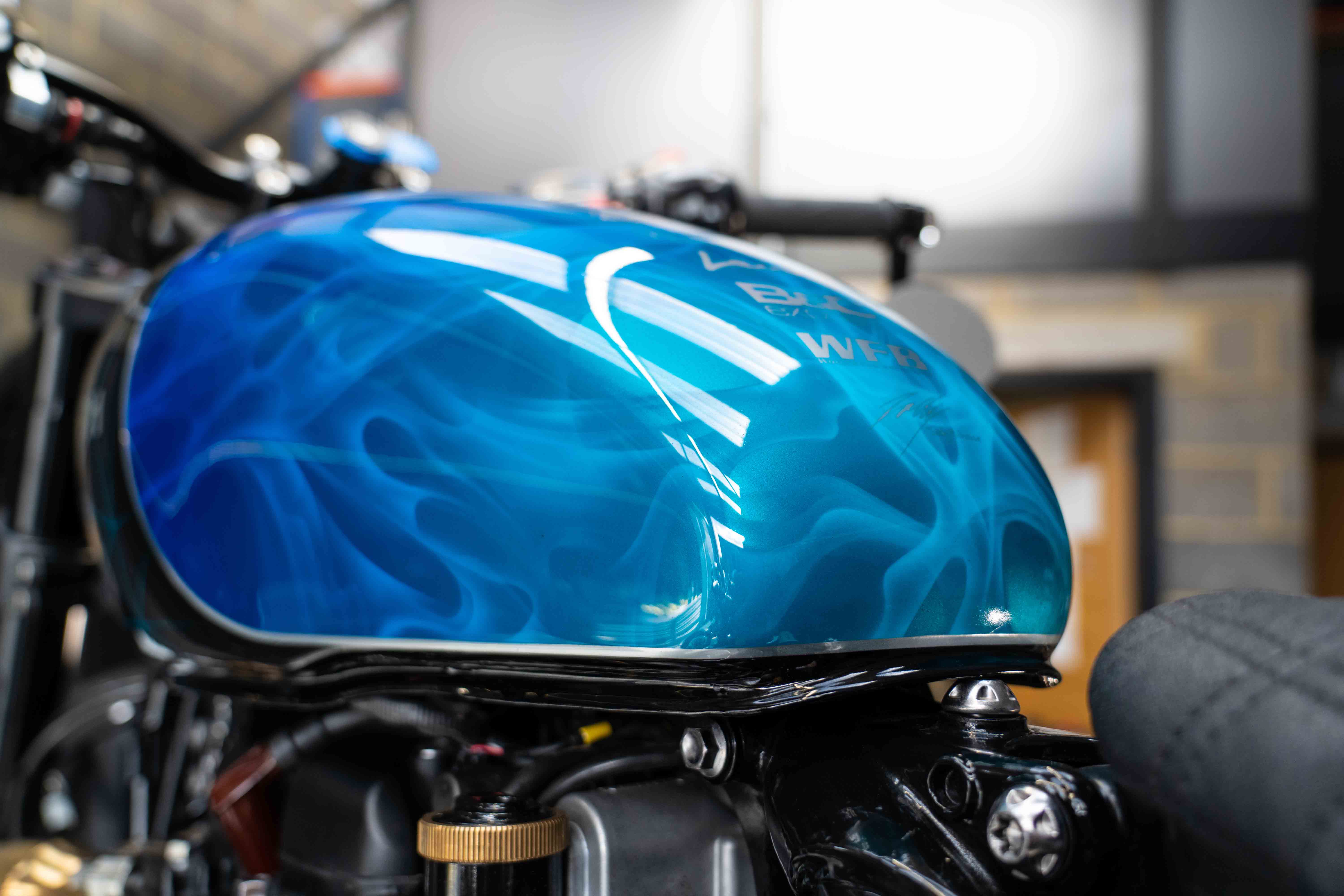 2019 TRIUMPH BONNEVILLE BOBBER - THORNTON HUNDRED CUSTOM