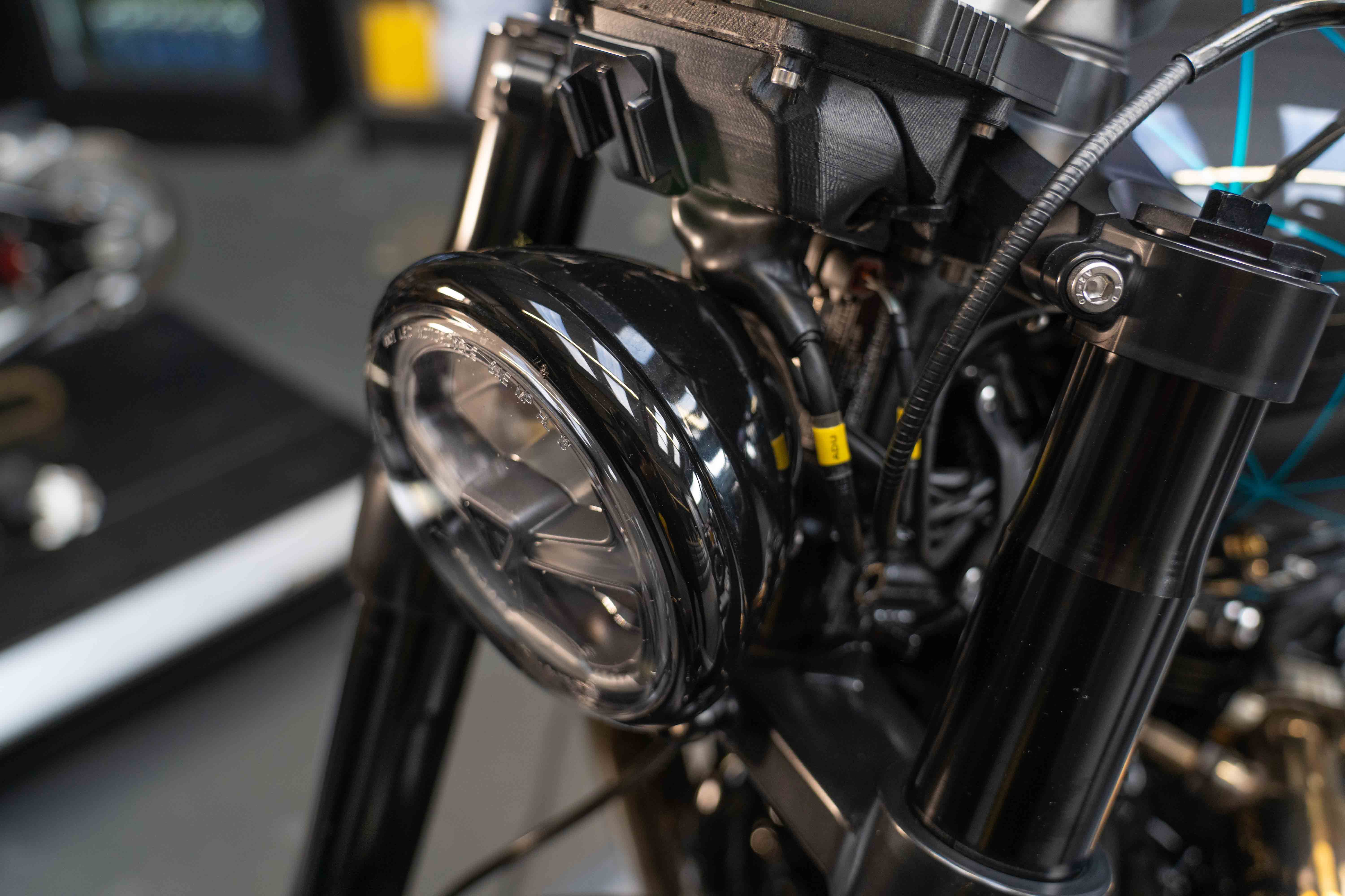 2019 TRIUMPH BONNEVILLE BOBBER - THORNTON HUNDRED CUSTOM