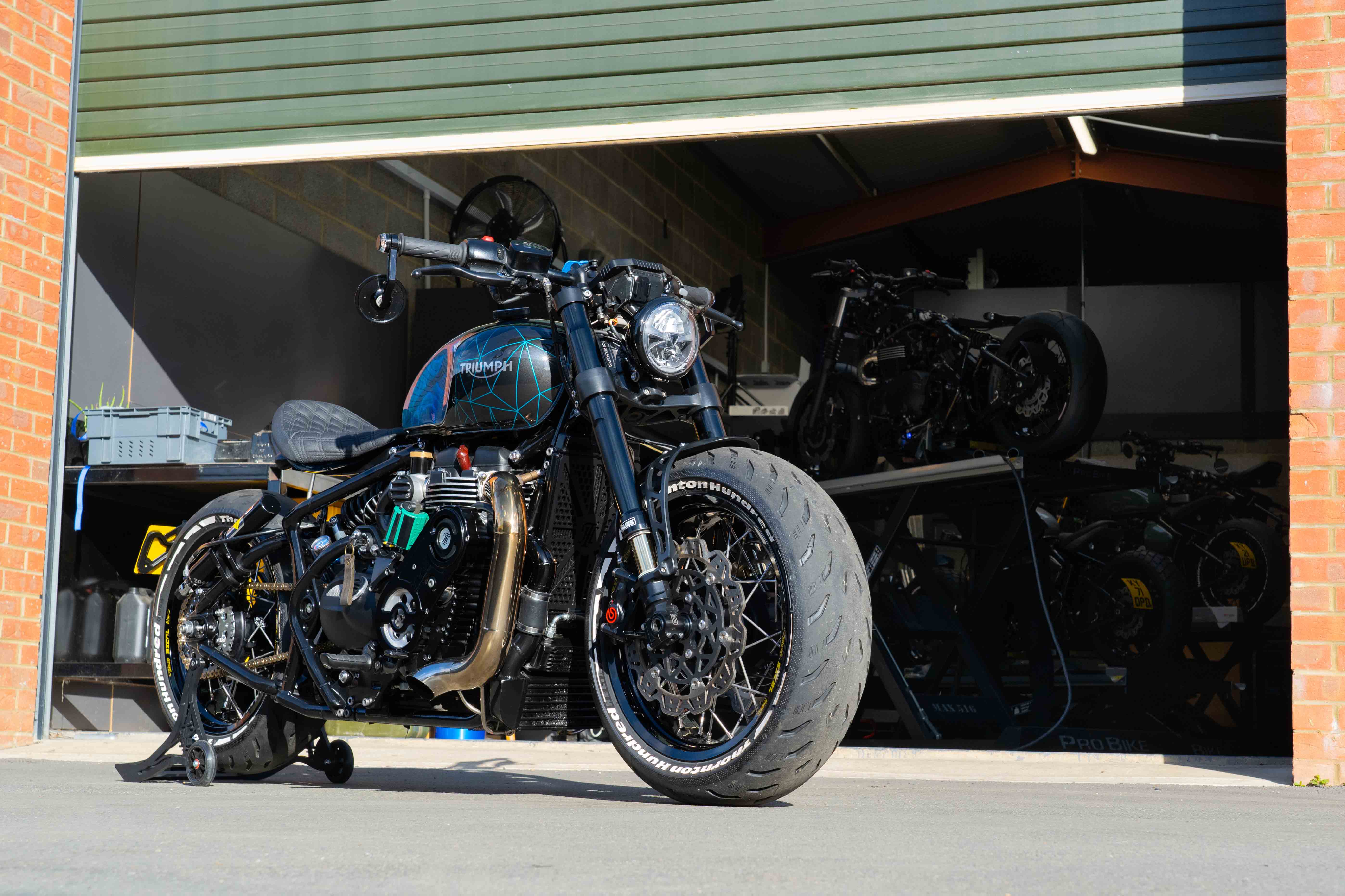 2019 TRIUMPH BONNEVILLE BOBBER - THORNTON HUNDRED CUSTOM