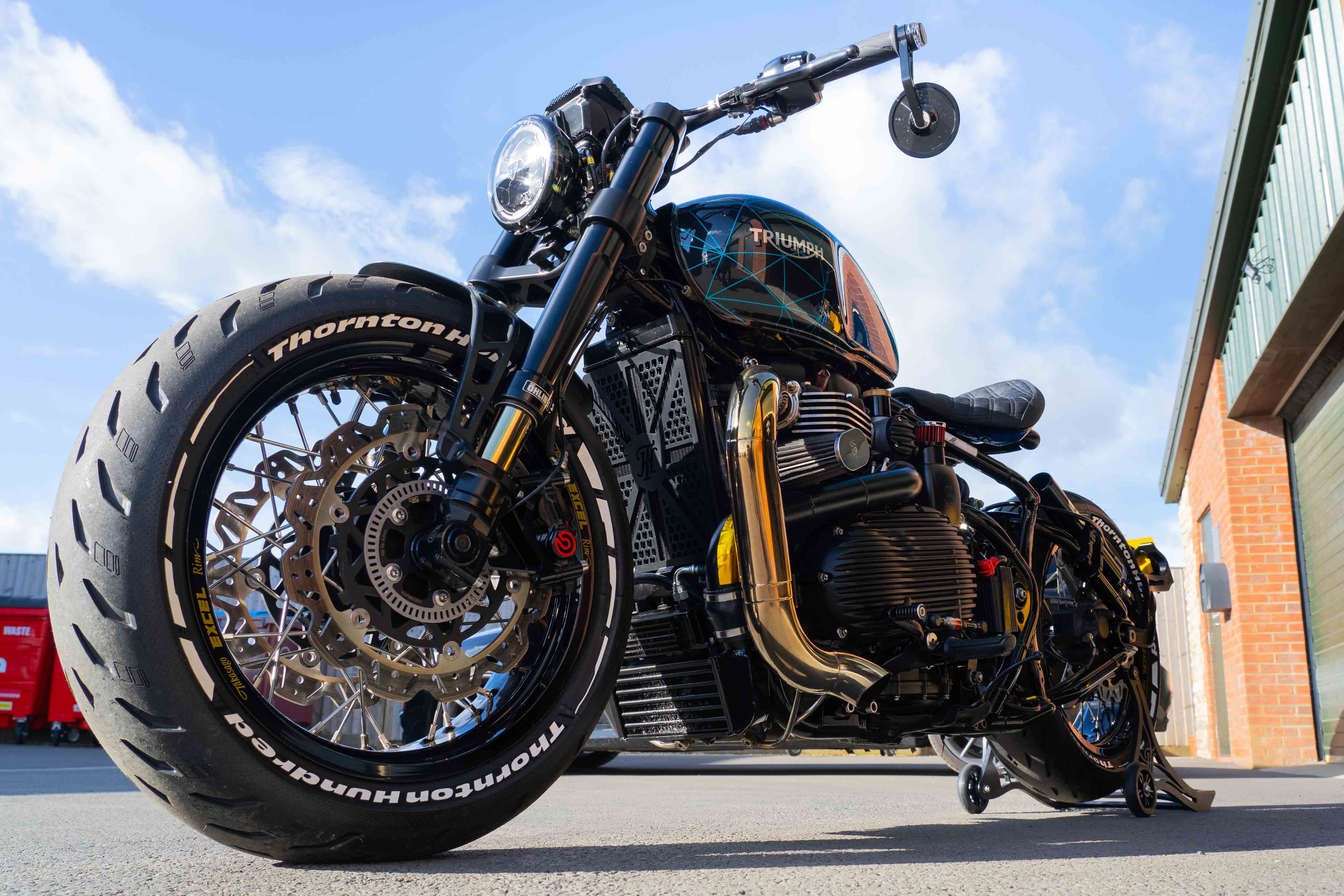 2019 TRIUMPH BONNEVILLE BOBBER - THORNTON HUNDRED CUSTOM