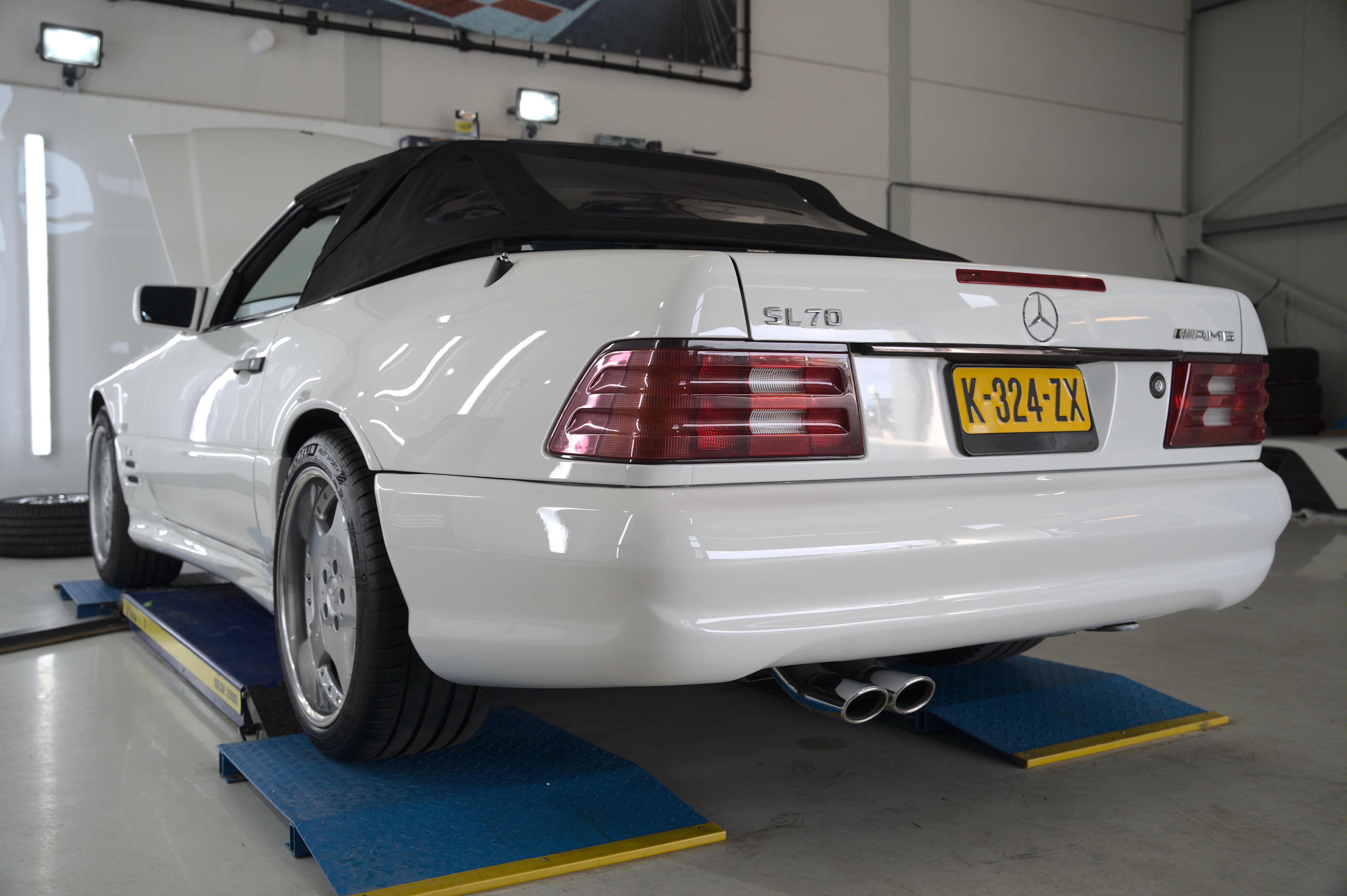 1996 MERCEDES-BENZ (R129) SL70 AMG for sale by auction in Valkenswaard ...