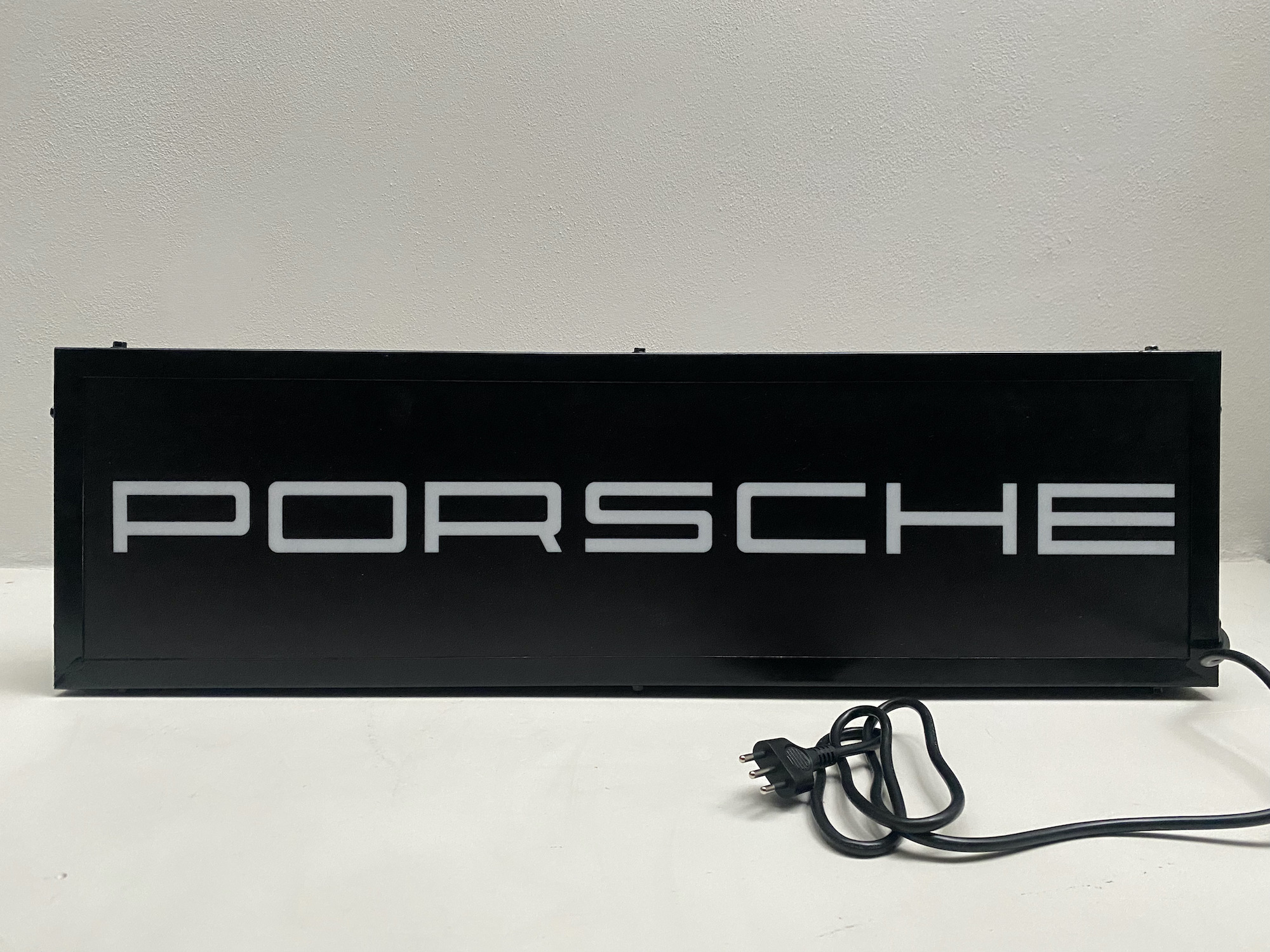 PORSCHE SCRIPT ILLUMINATED SIGN