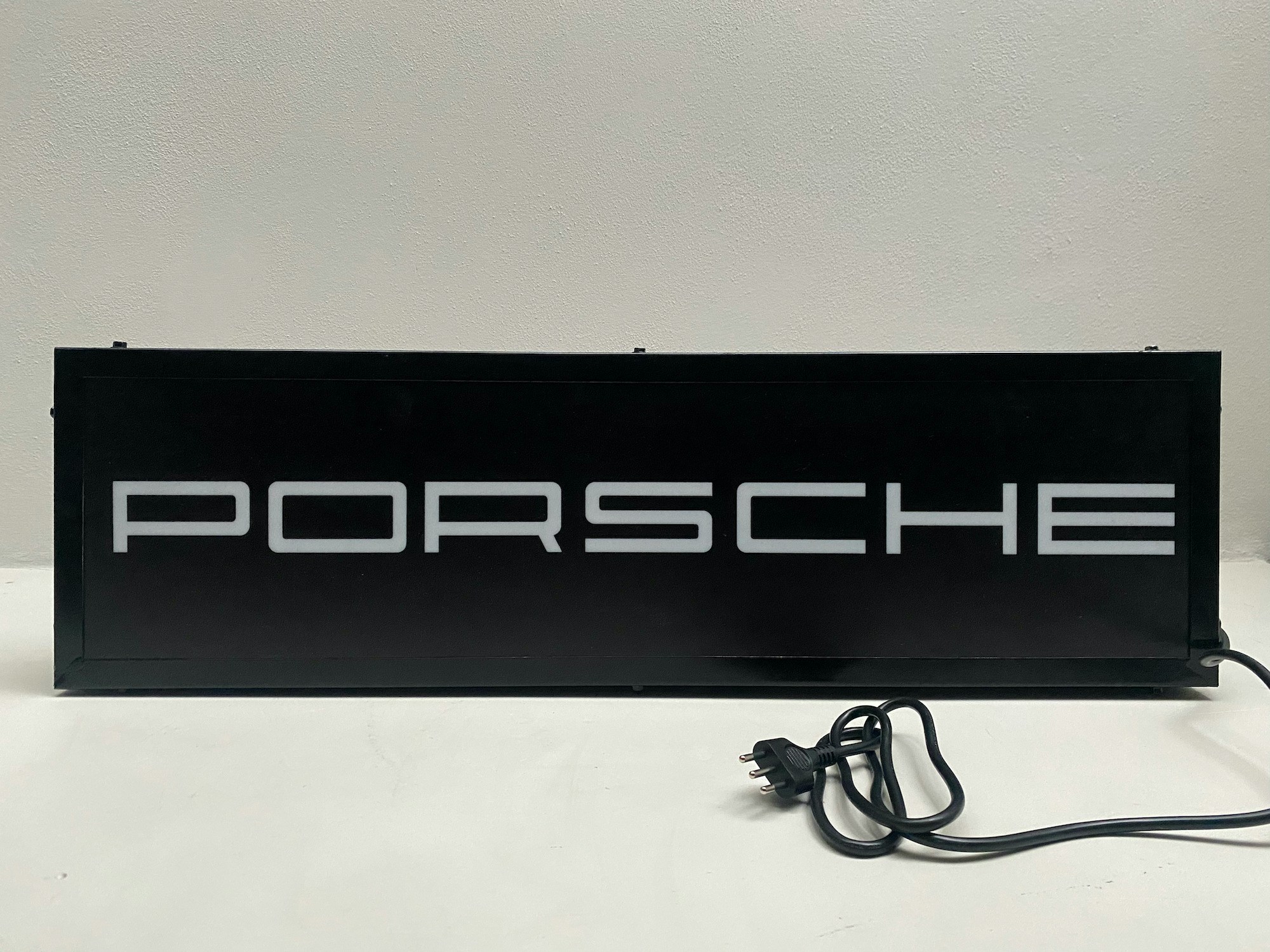 PORSCHE SCRIPT ILLUMINATED SIGN