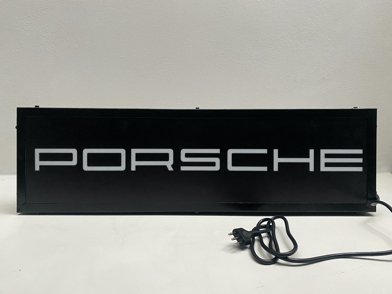 PORSCHE SCRIPT ILLUMINATED SIGN
