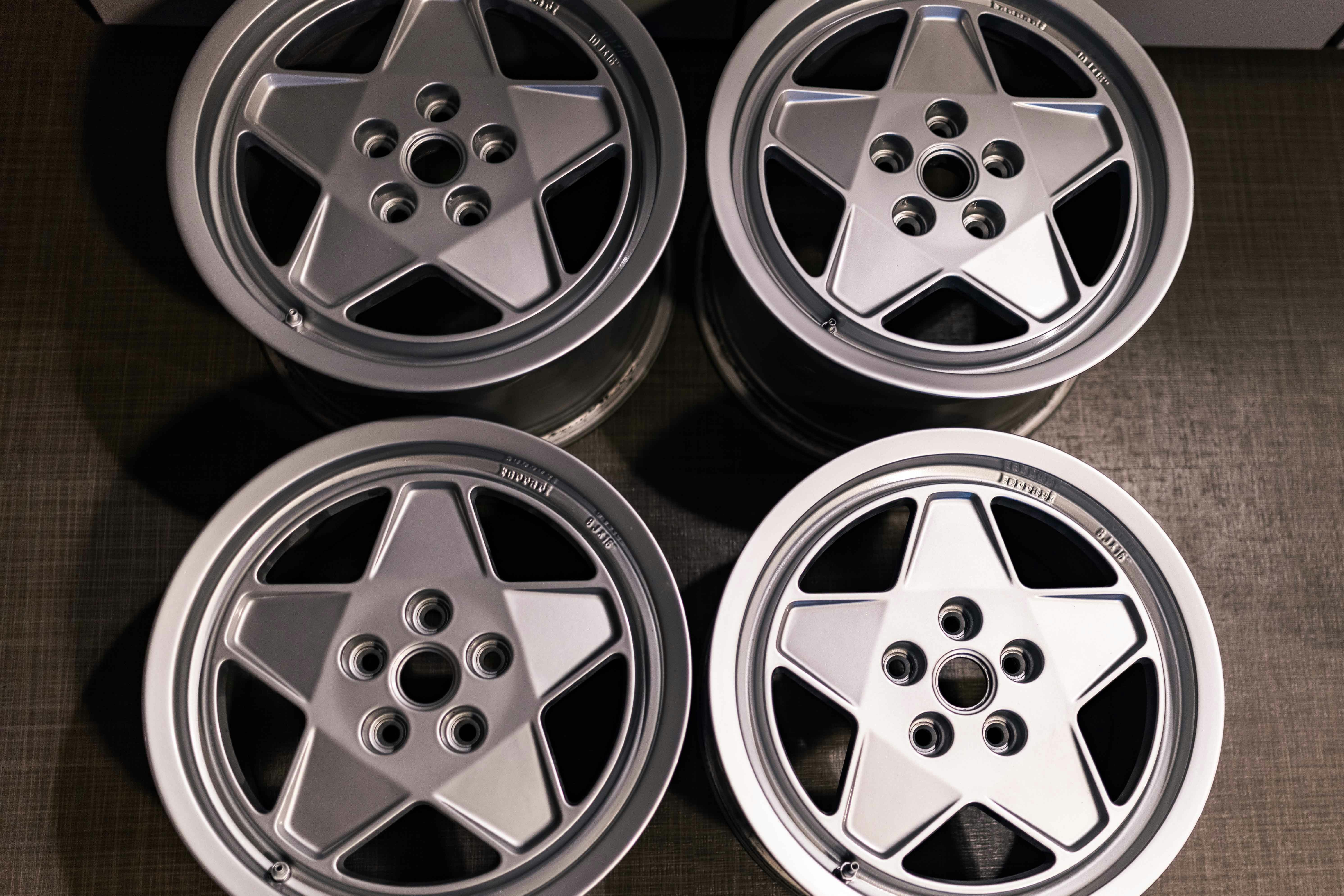 SET OF FERRARI TESTAROSSA WHEELS