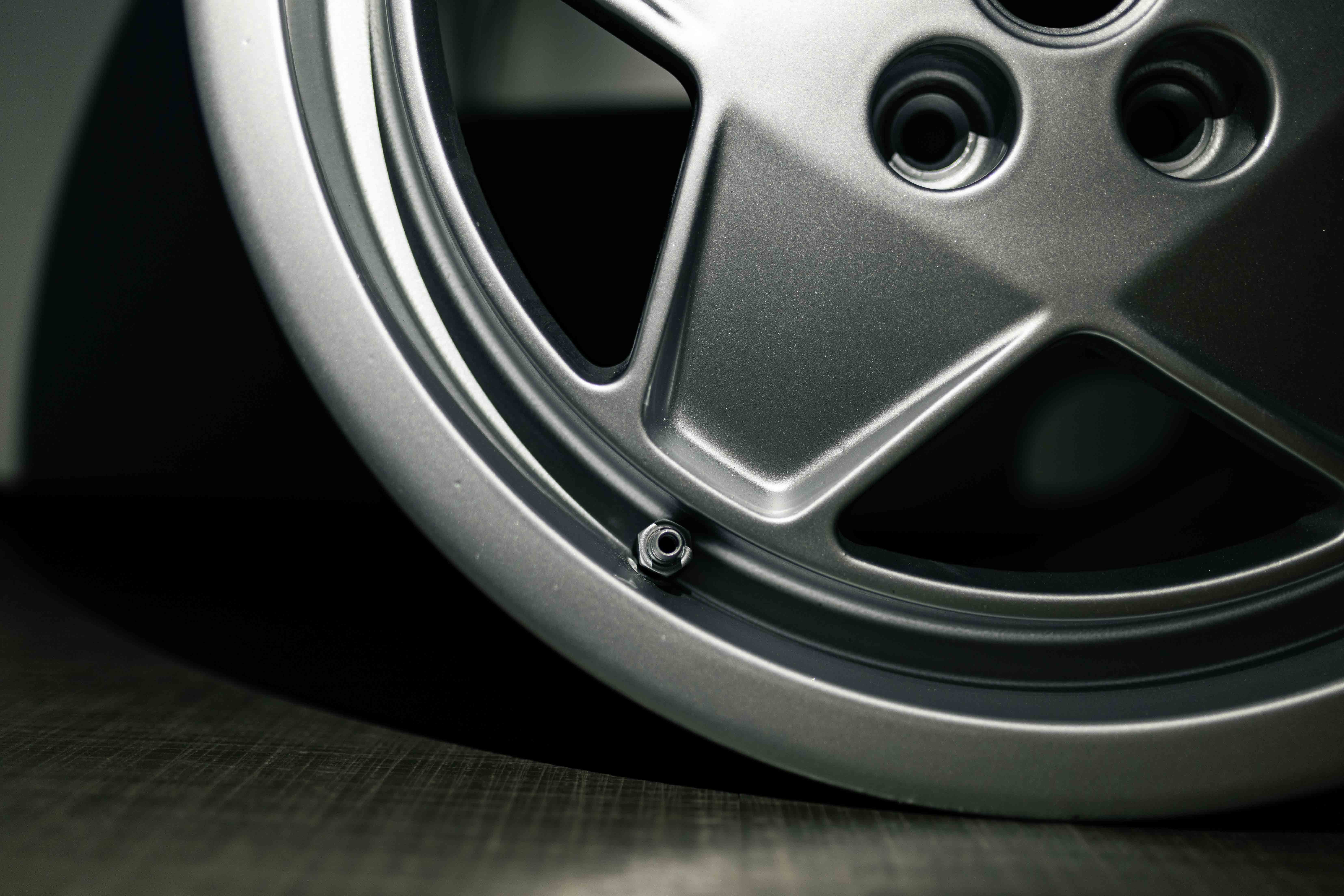 SET OF FERRARI TESTAROSSA WHEELS