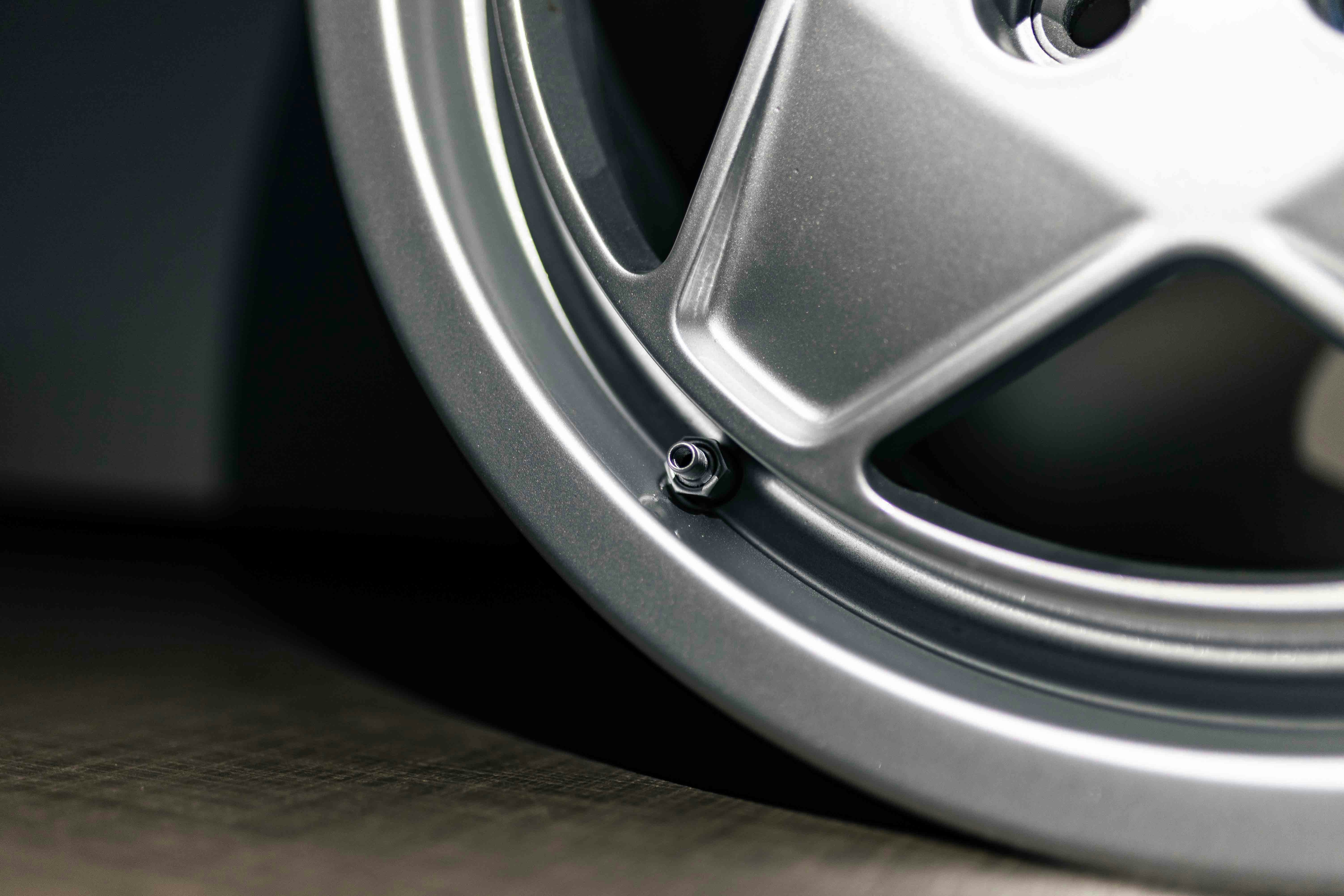 SET OF FERRARI TESTAROSSA WHEELS