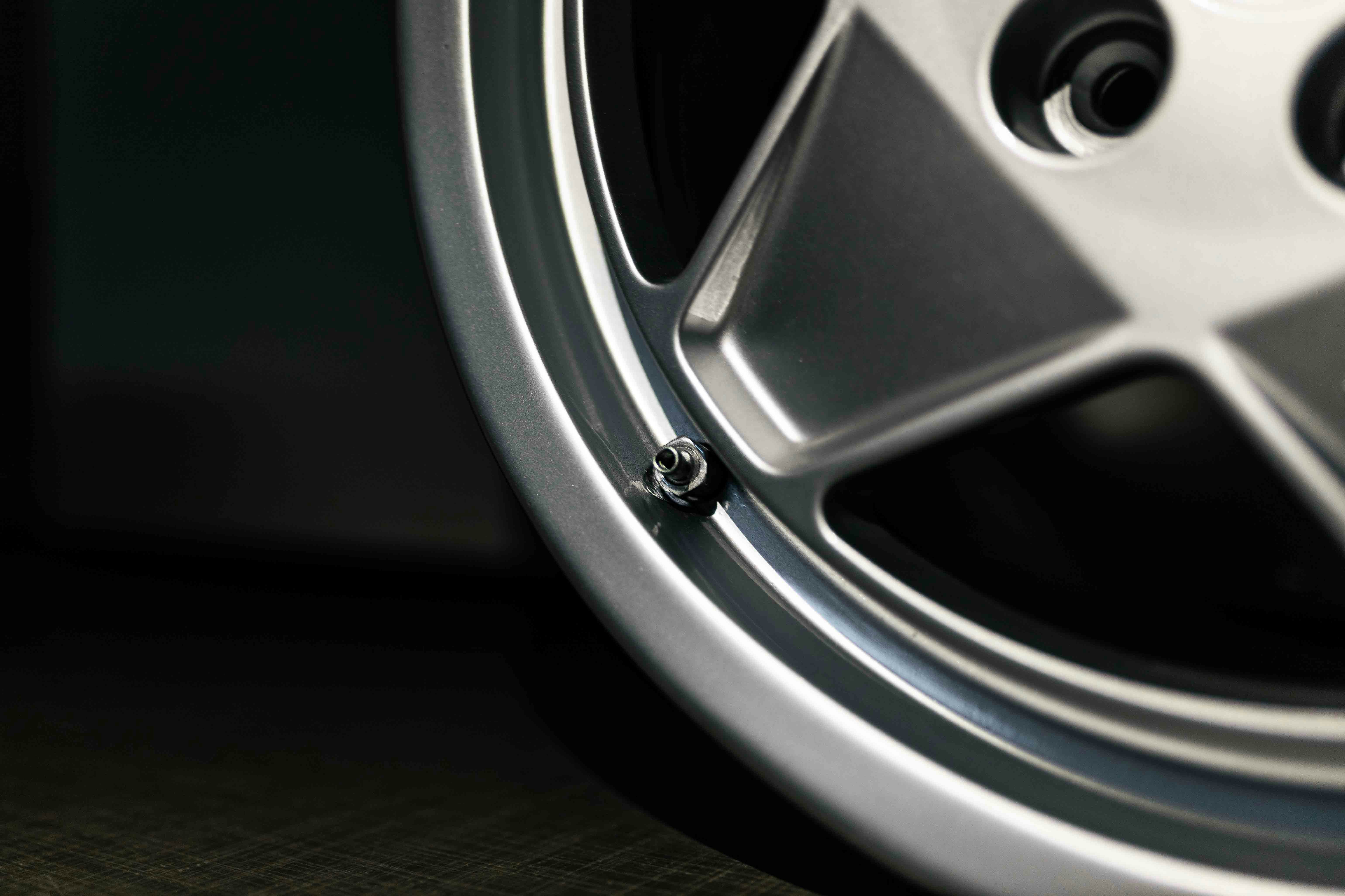 SET OF FERRARI TESTAROSSA WHEELS