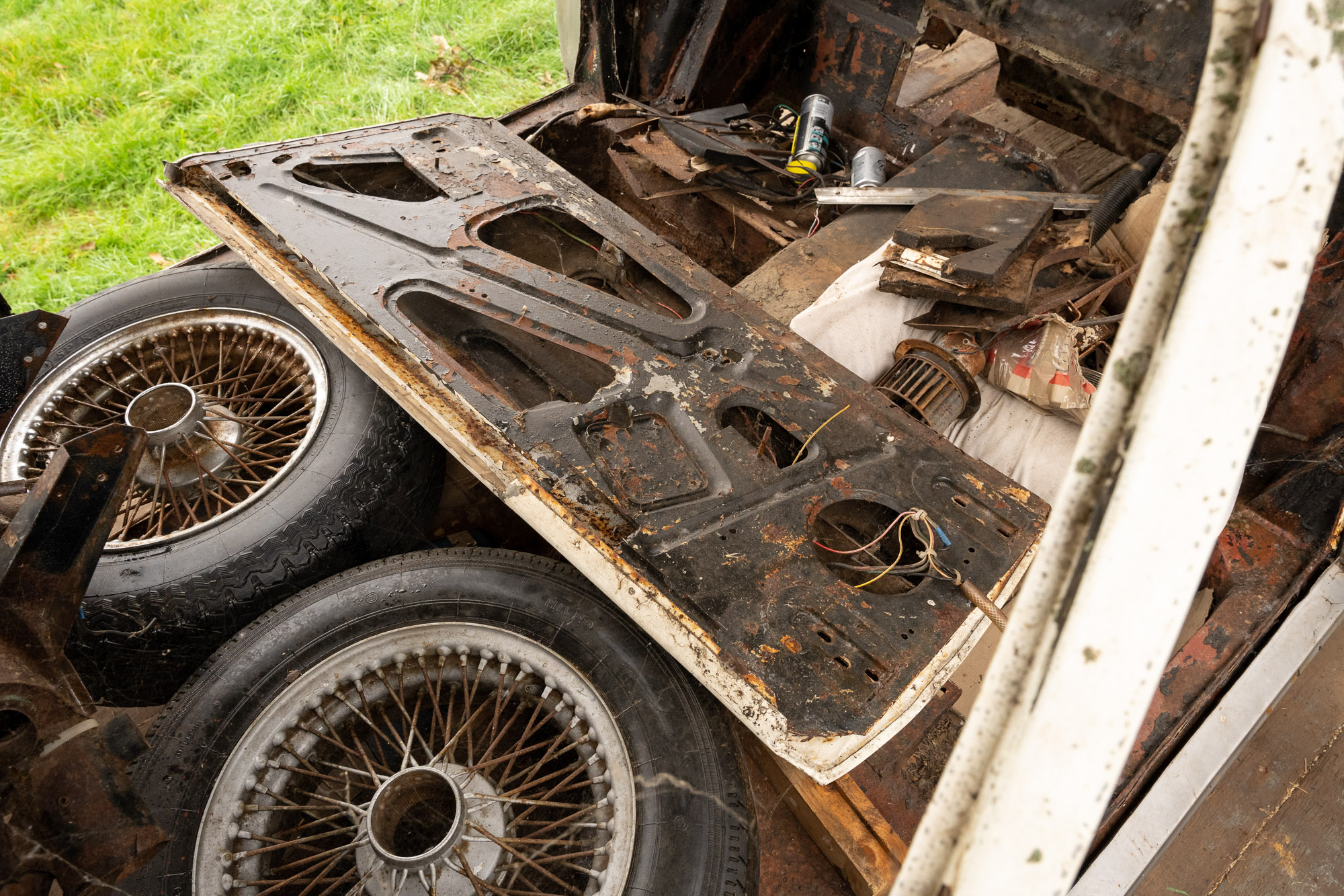 1969 ASTON MARTIN DBS SERIES 1 SHELL