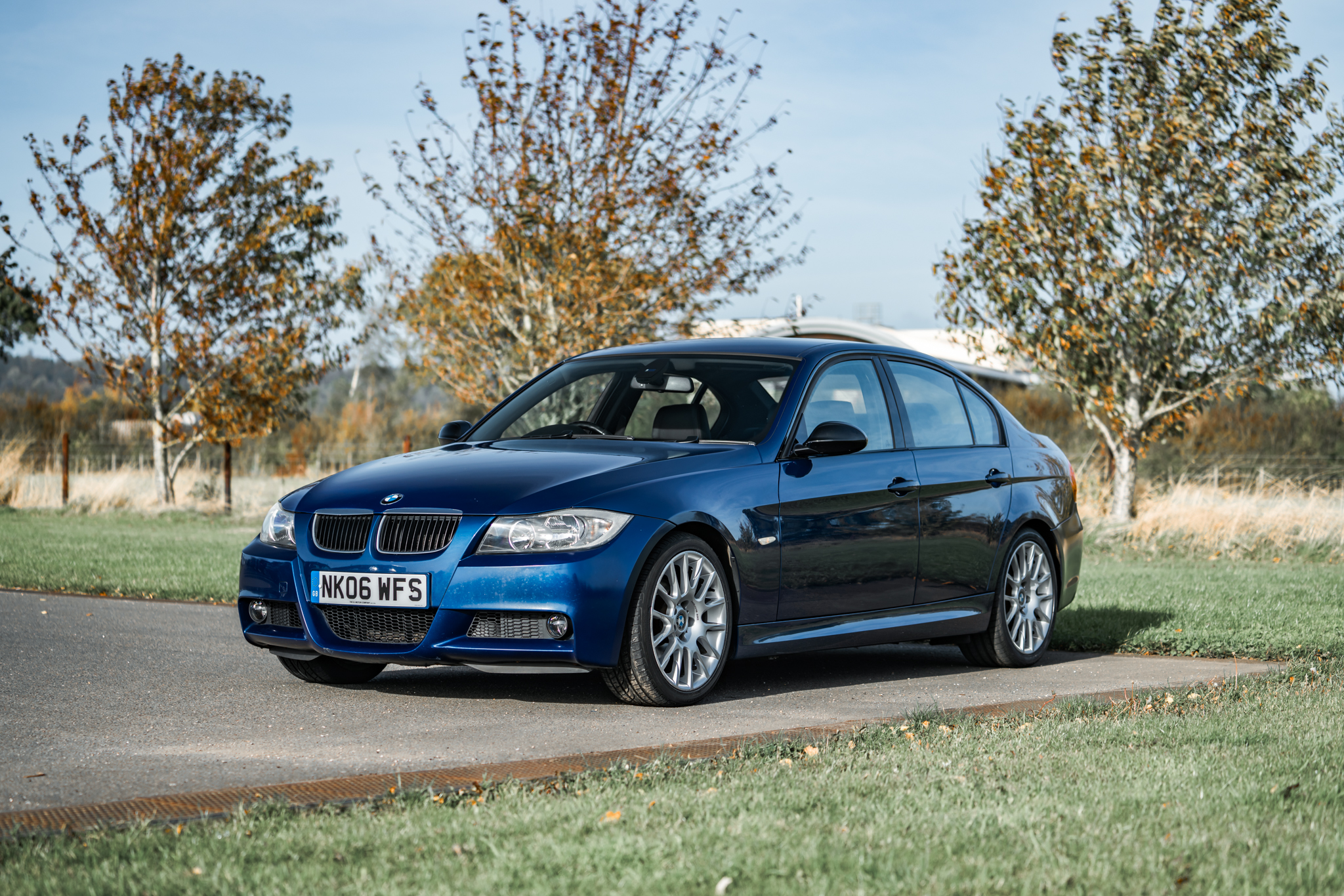 2006 BMW (E90) 320SI