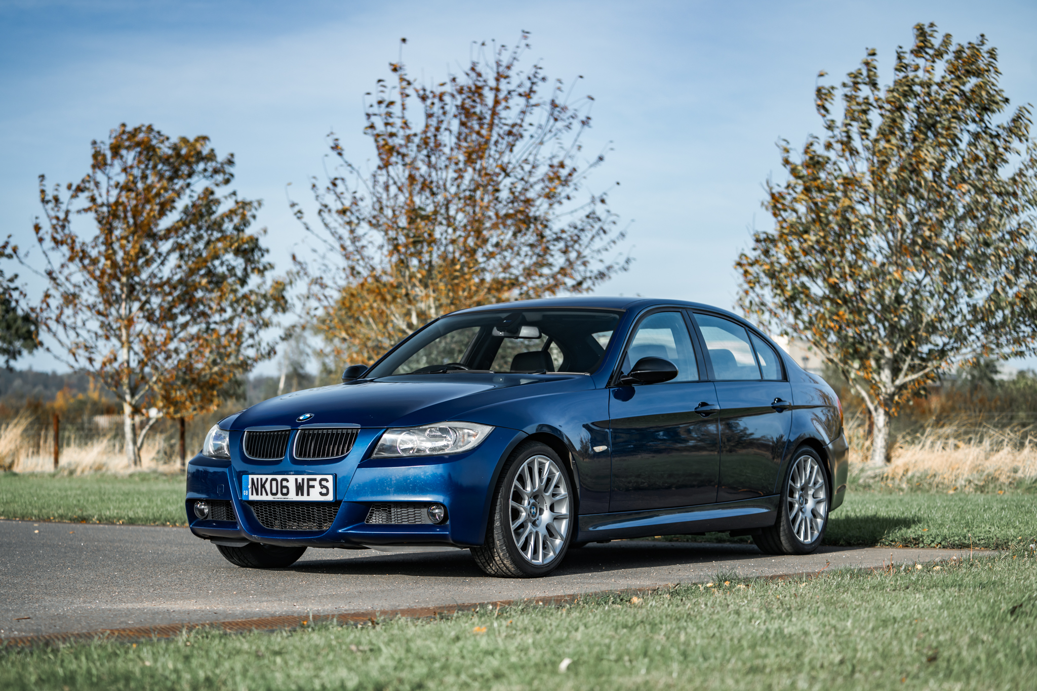 2006 BMW (E90) 320SI