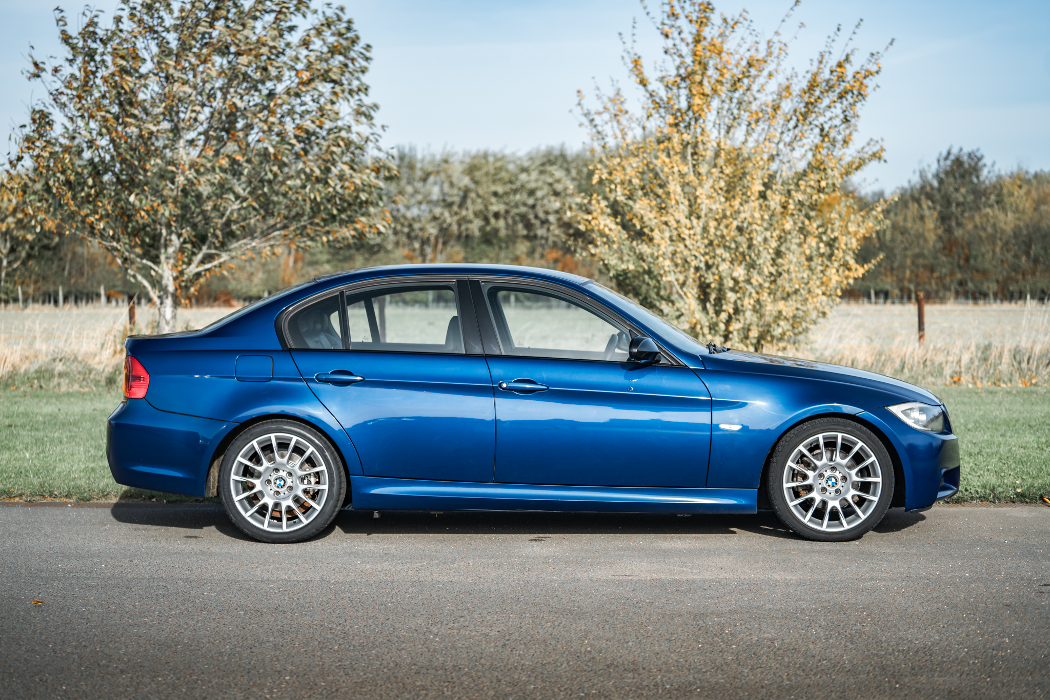 2006 BMW (E90) 320SI