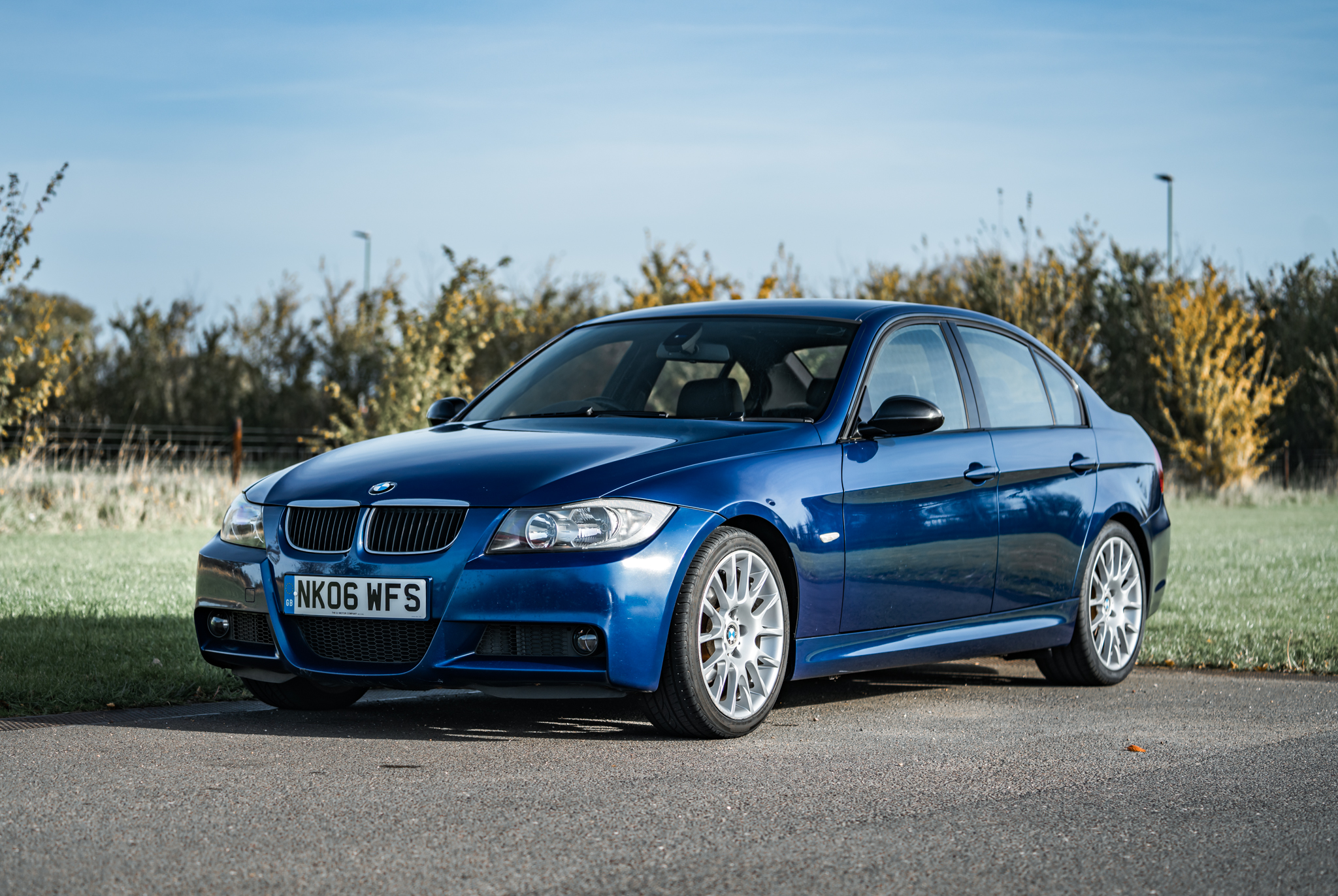 2006 BMW (E90) 320SI