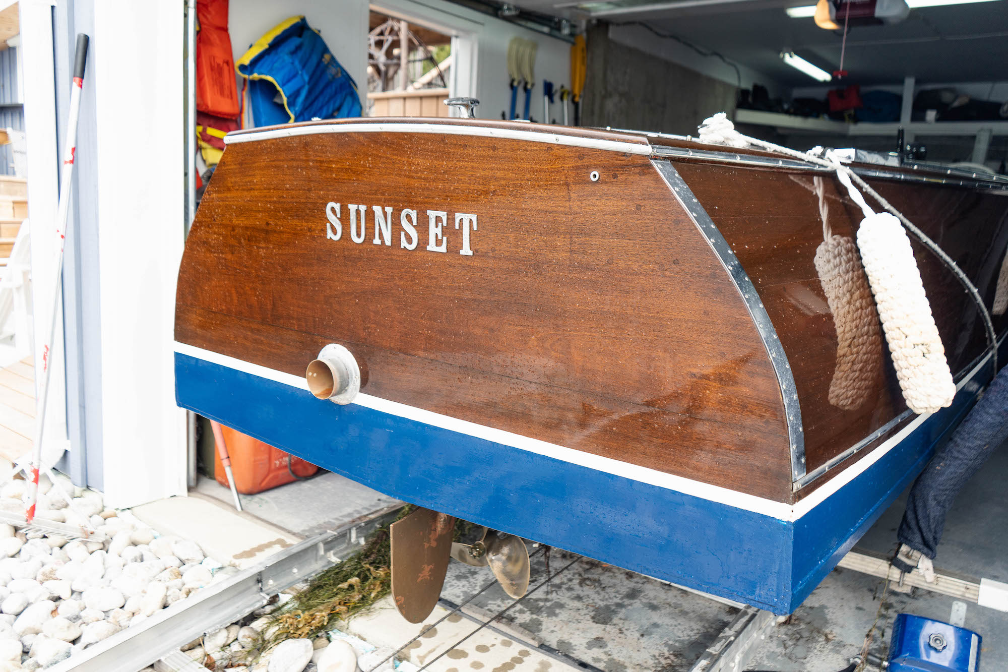 1956 DUKE 22' SPECIAL CLASSIC MOTORBOAT