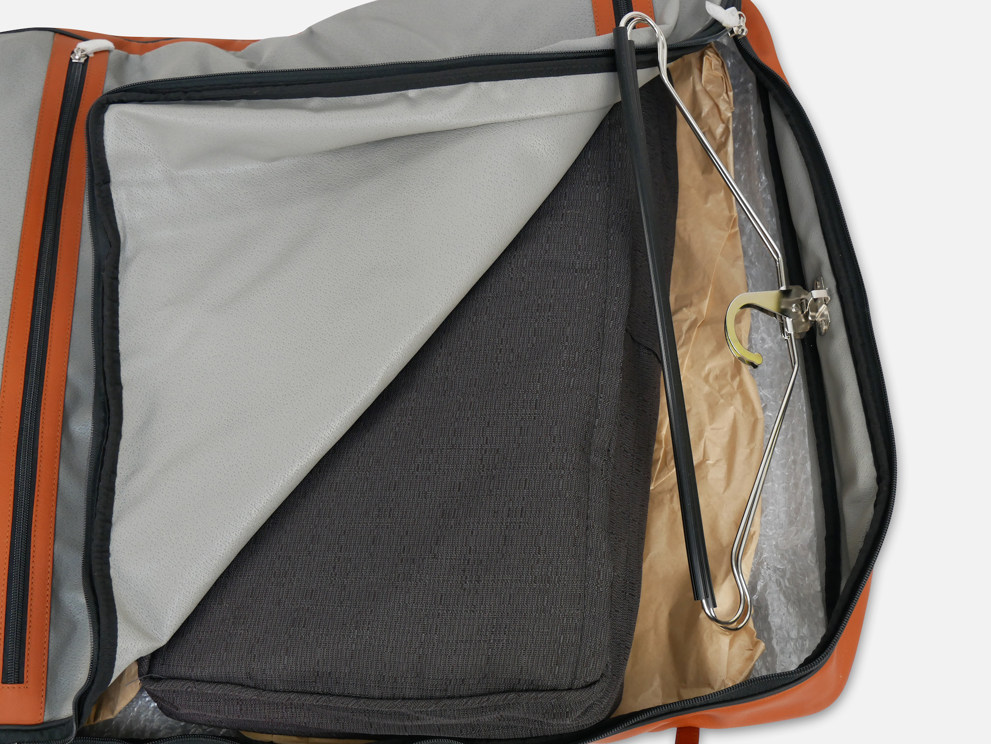 FERRARI 575 SUPERAMERICA LUGGAGE SET