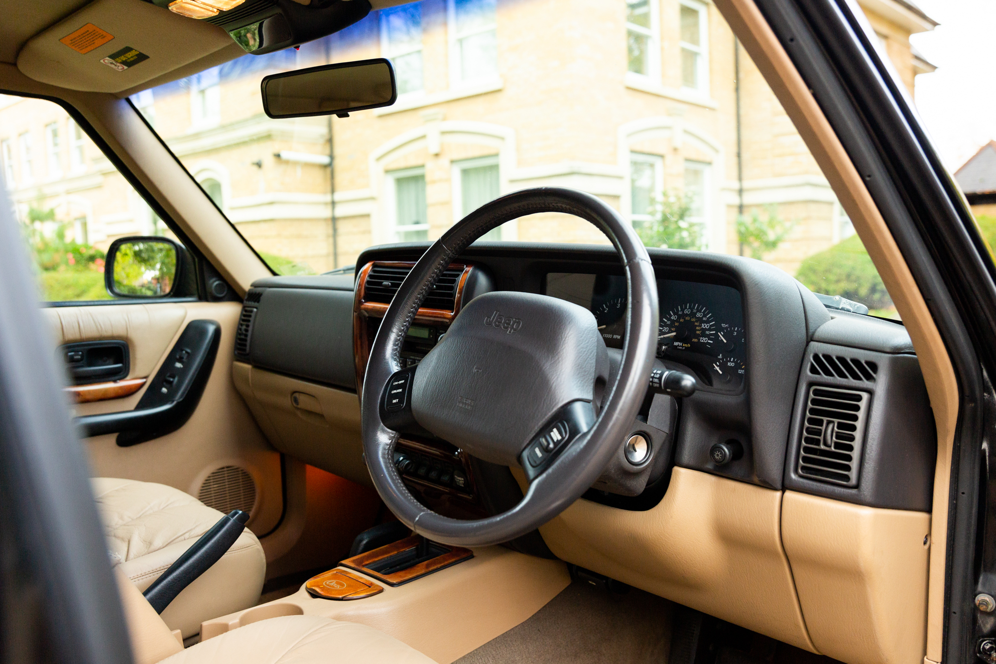 1999 JEEP CHEROKEE - ORVIS EDITION for sale by auction in Teddington ...