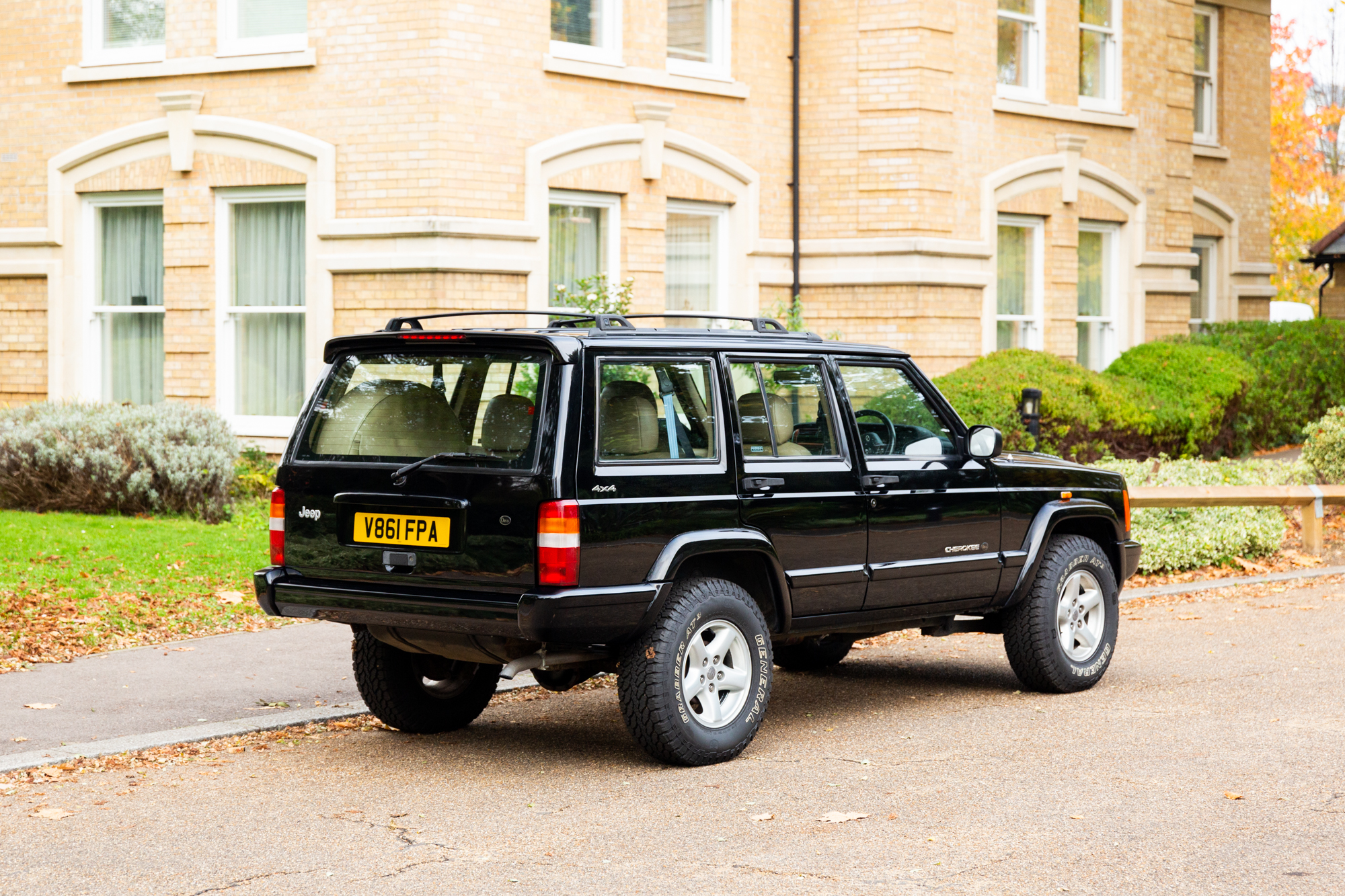 1999 JEEP CHEROKEE - ORVIS EDITION for sale by auction in Teddington ...