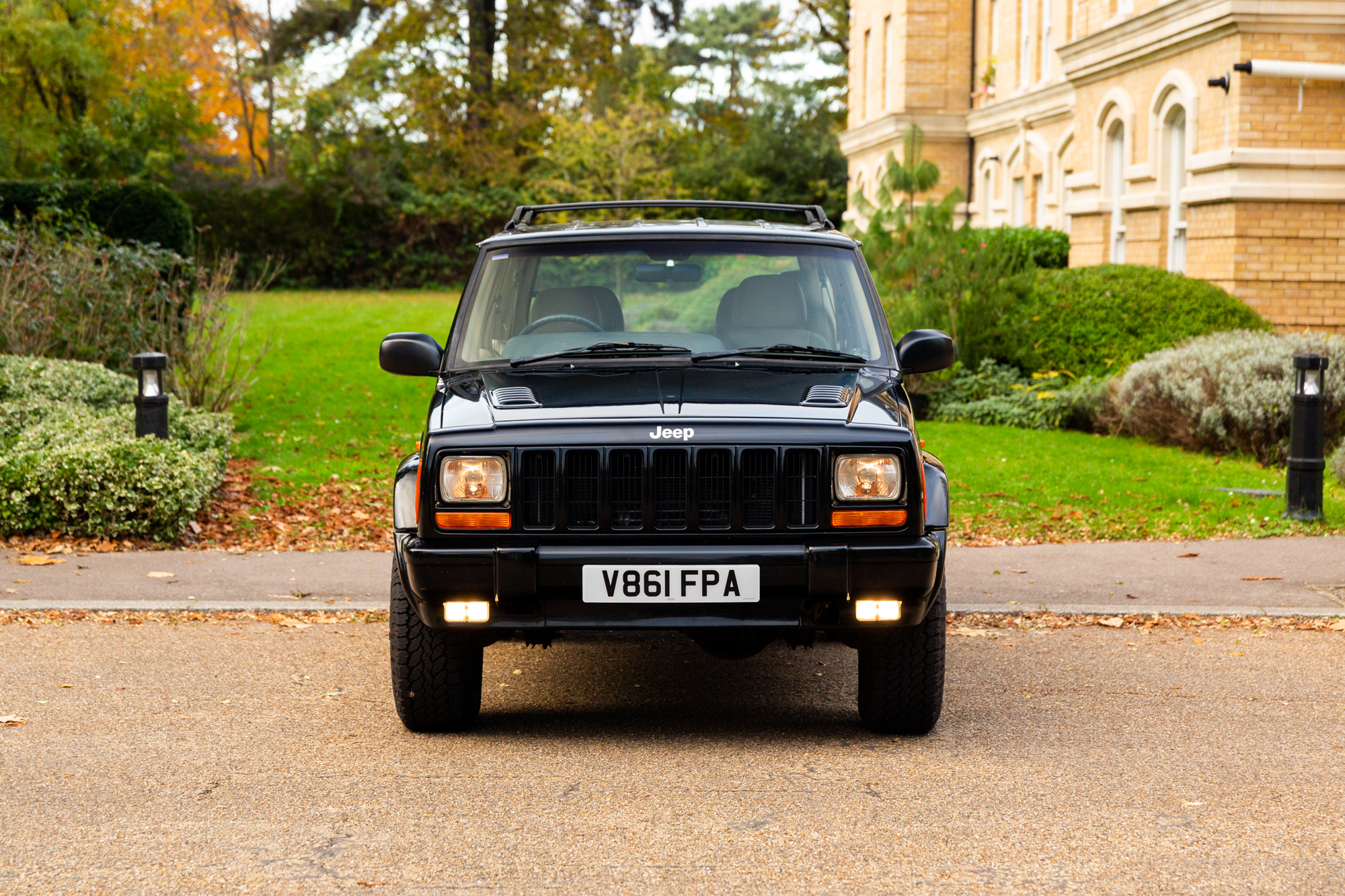 1999 JEEP CHEROKEE - ORVIS EDITION for sale by auction in Teddington ...