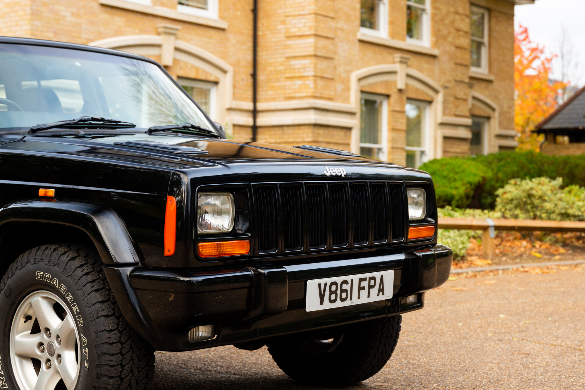 1999 JEEP CHEROKEE - ORVIS EDITION for sale by auction in Teddington ...