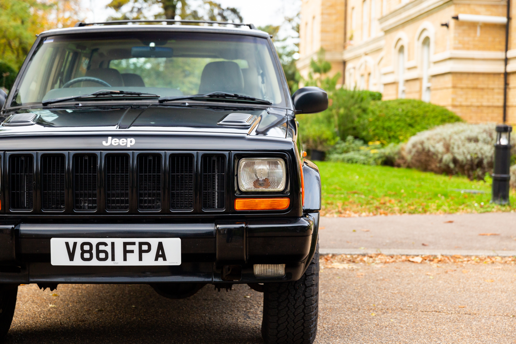 1999 JEEP CHEROKEE - ORVIS EDITION for sale by auction in Teddington ...