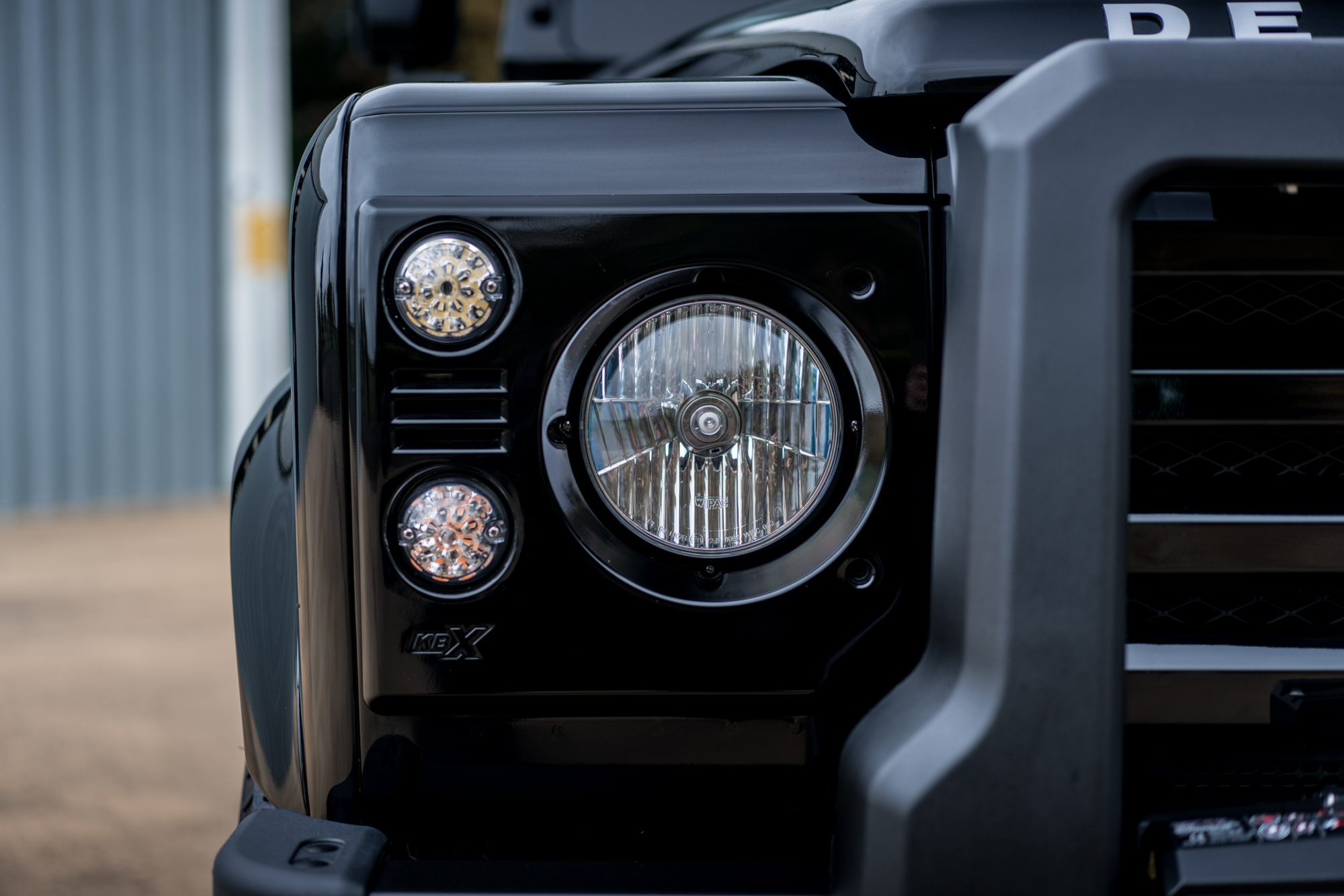 2015 LAND ROVER DEFENDER 110 SINGLE CAB PICK UP 'HIGH CAPACITY' - 129 MILES