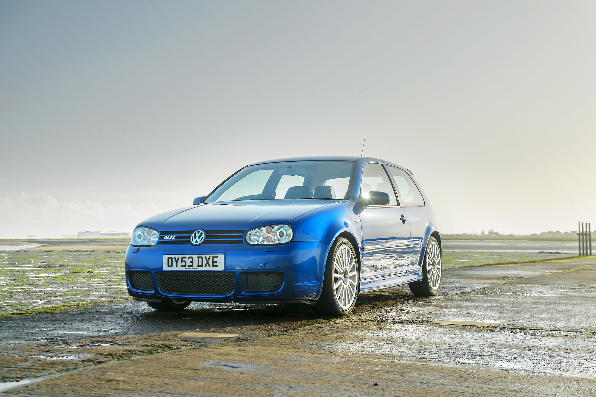 2003 VOLKSWAGEN GOLF (MK4) R32