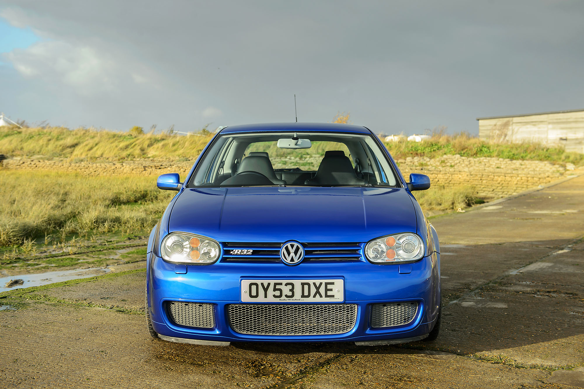 2003 VOLKSWAGEN GOLF (MK4) R32