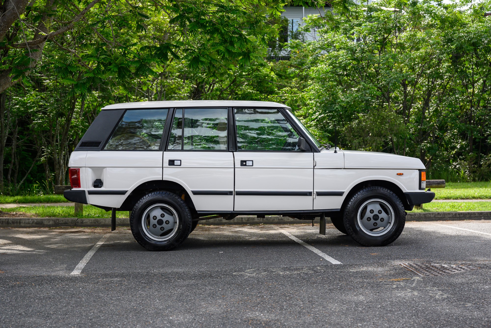 1986 RANGE ROVER CLASSIC 3.5 V8