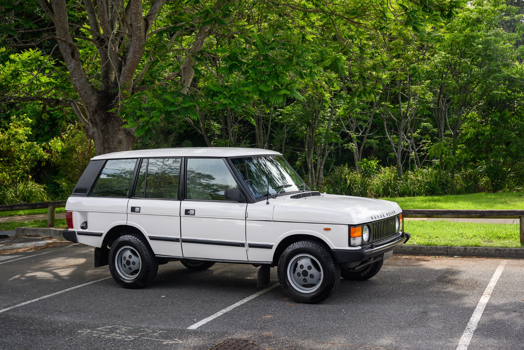 1986 RANGE ROVER CLASSIC 3.5 V8 for sale by auction in Brisbane ...