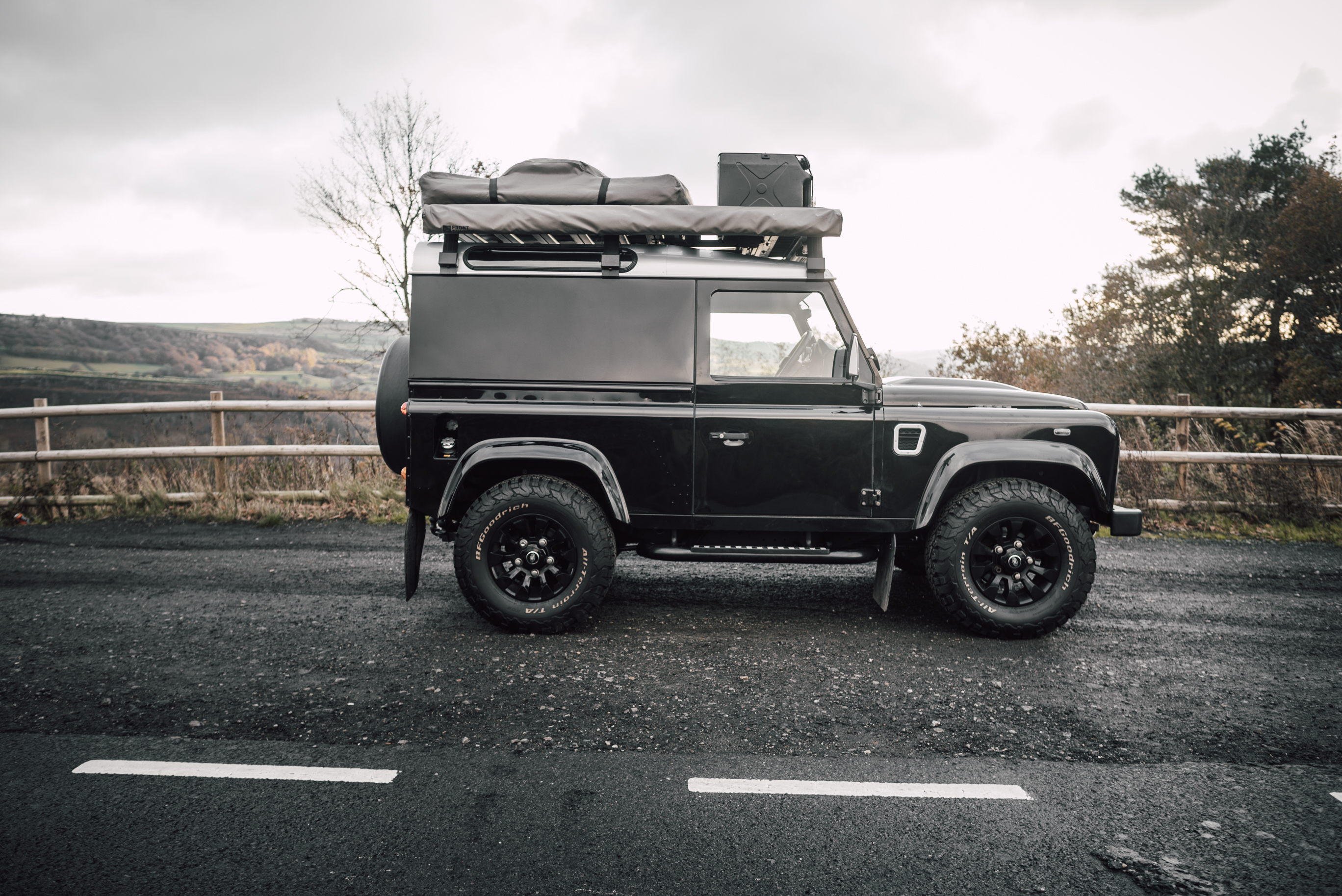 2016 LAND ROVER DEFENDER 90 XS OVERLAND - VAT Q