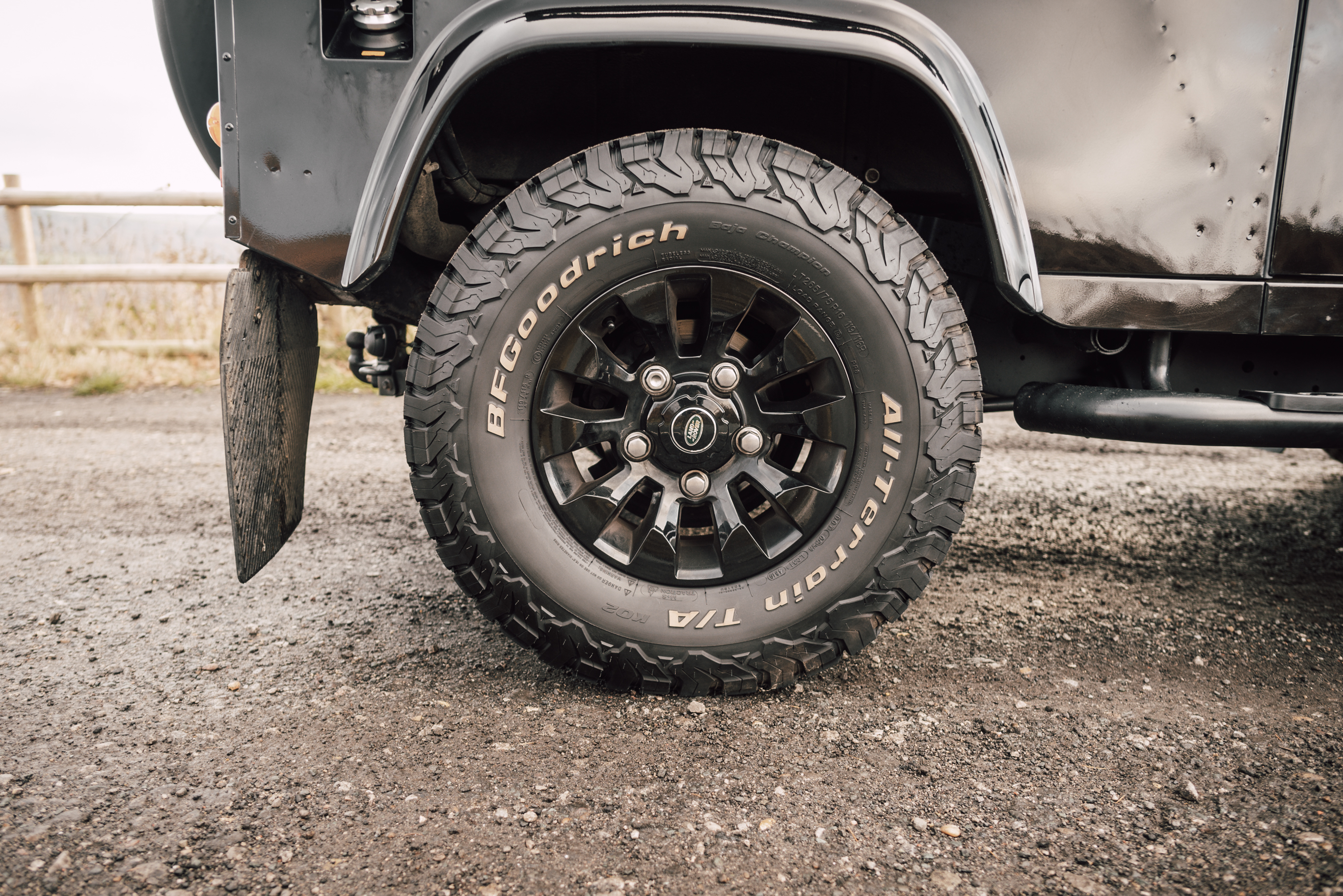 2016 LAND ROVER DEFENDER 90 XS OVERLAND - VAT Q