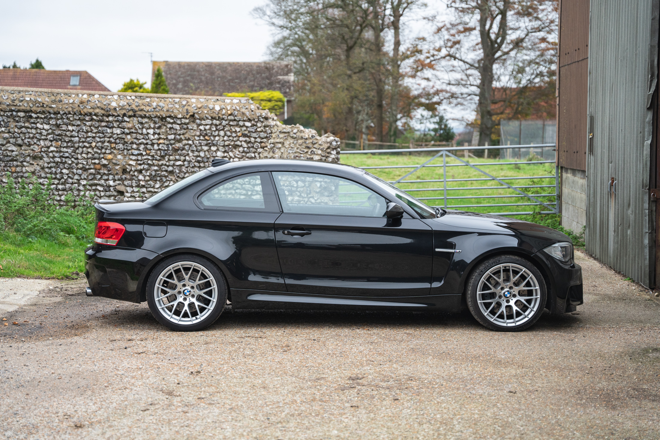 2011 BMW 1M COUPE