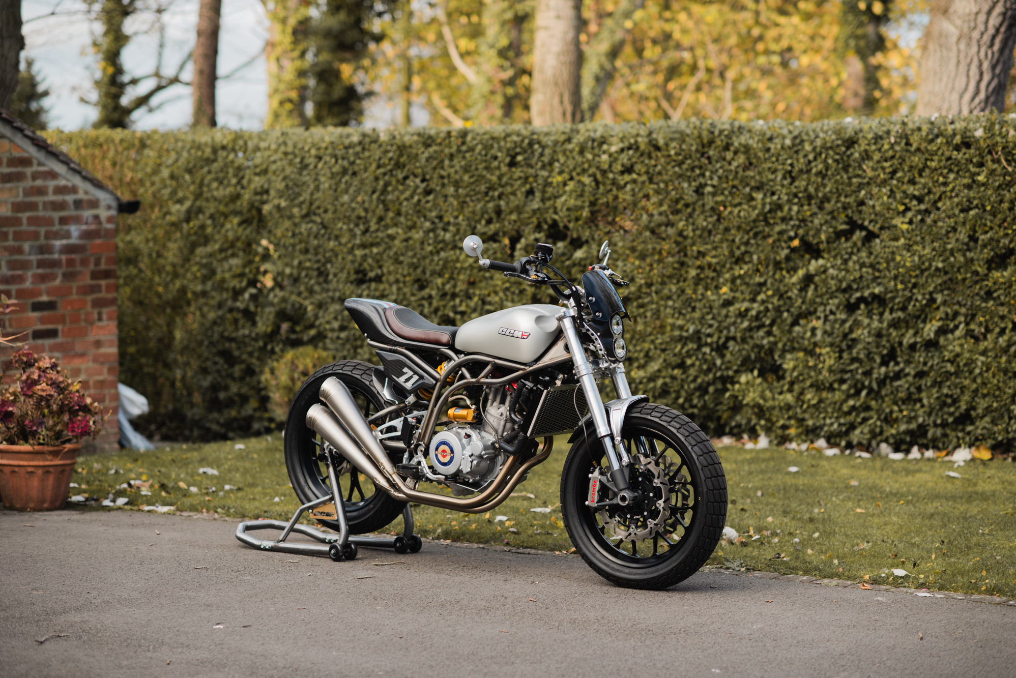 2019 CCM SPITFIRE FLAT TRACKER #44