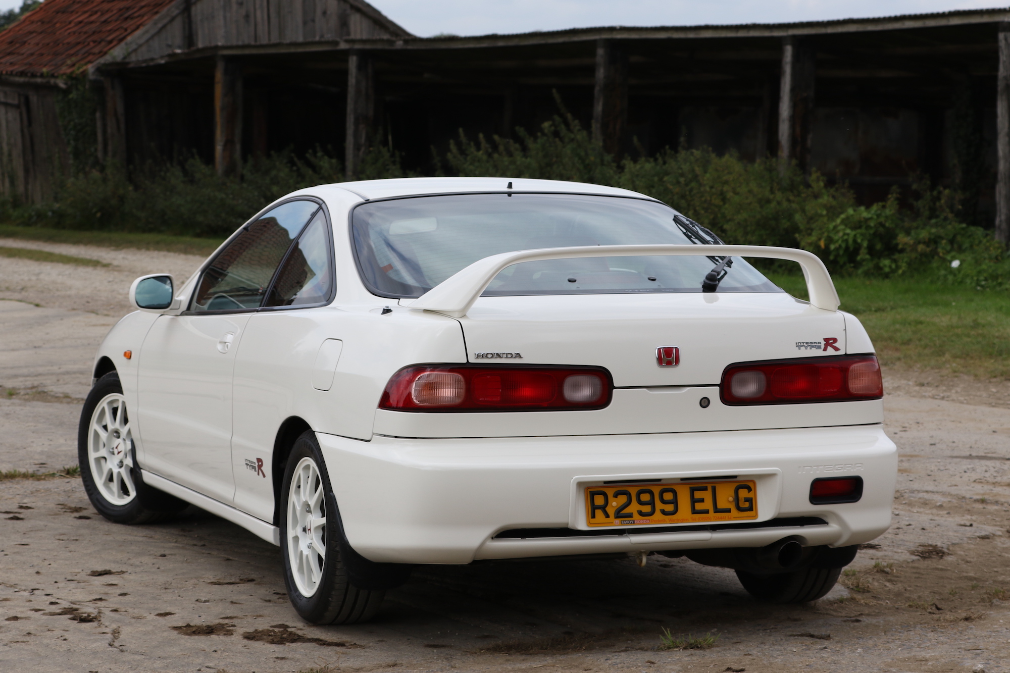 1998 HONDA INTEGRA TYPE R DC2 - 33,500 miles