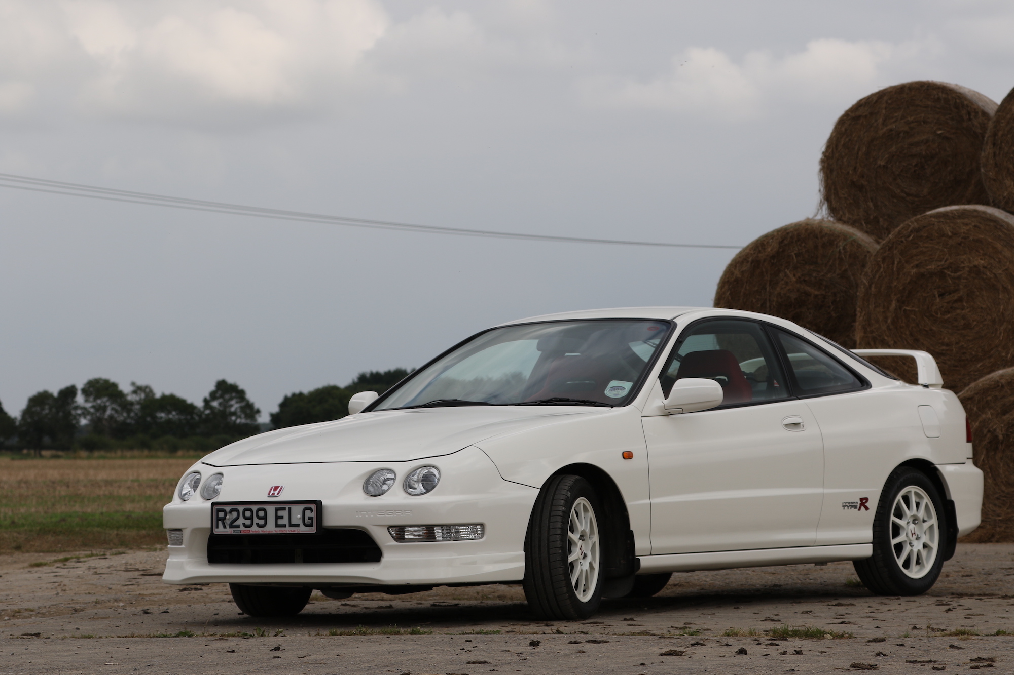1998 HONDA INTEGRA TYPE R DC2 - 33,500 miles