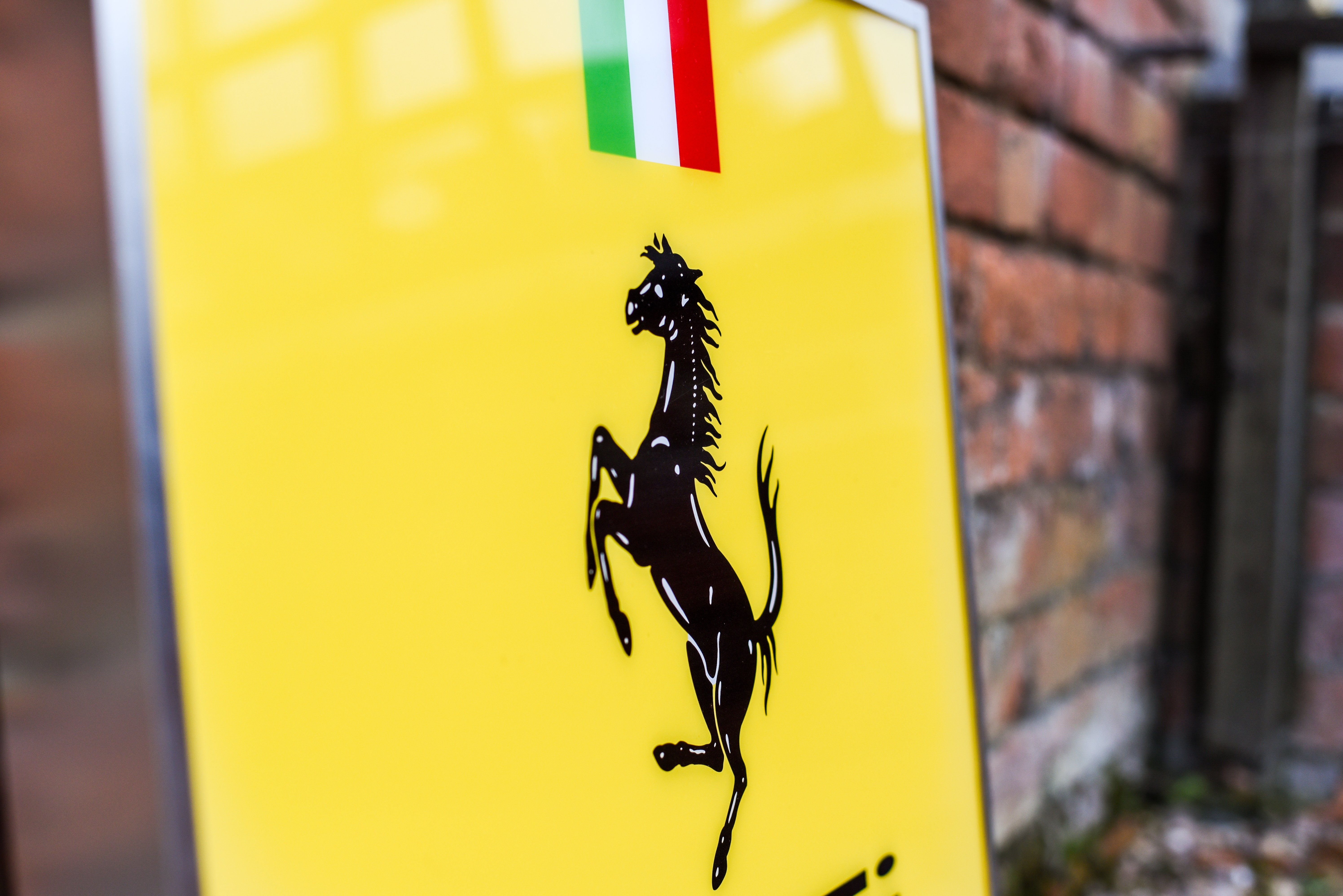 FERRARI ILLUMINATED SIGN