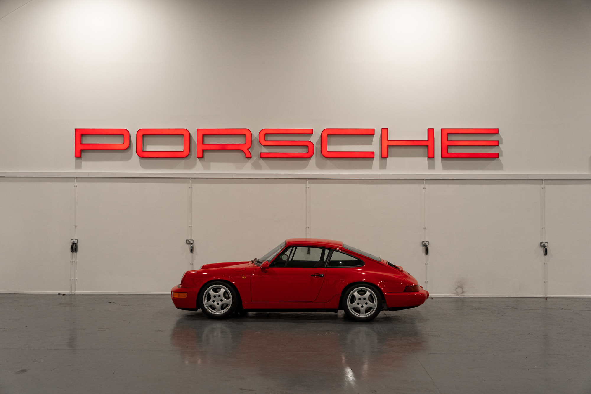LARGE PORSCHE ILLUMINATED DEALERSHIP SIGN