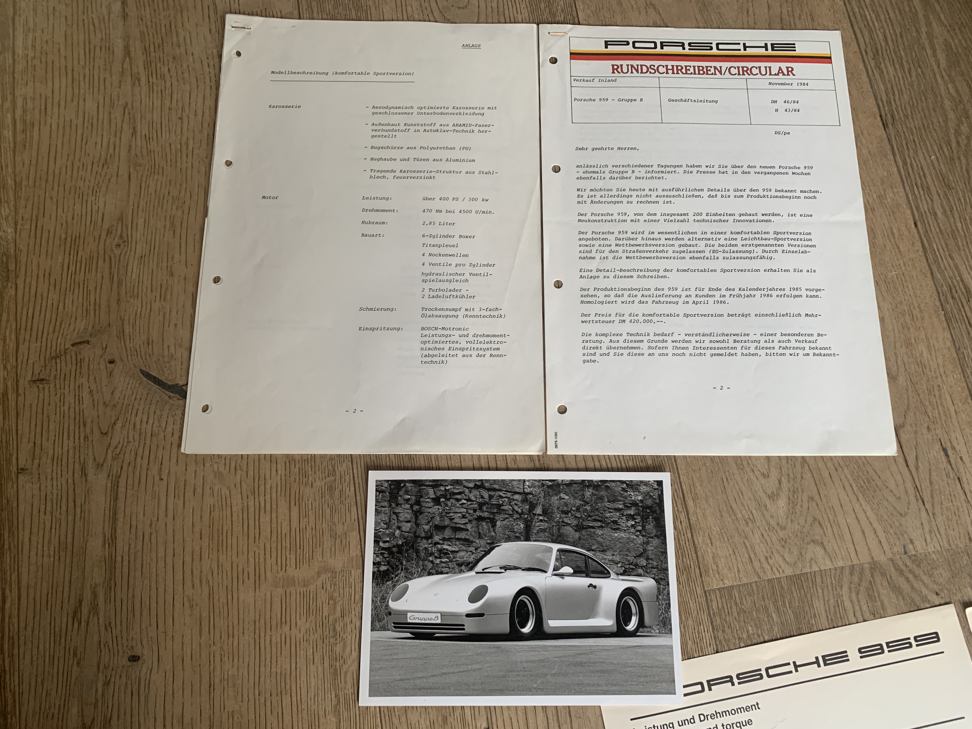 PORSCHE 959 LITERATURE PACKAGE