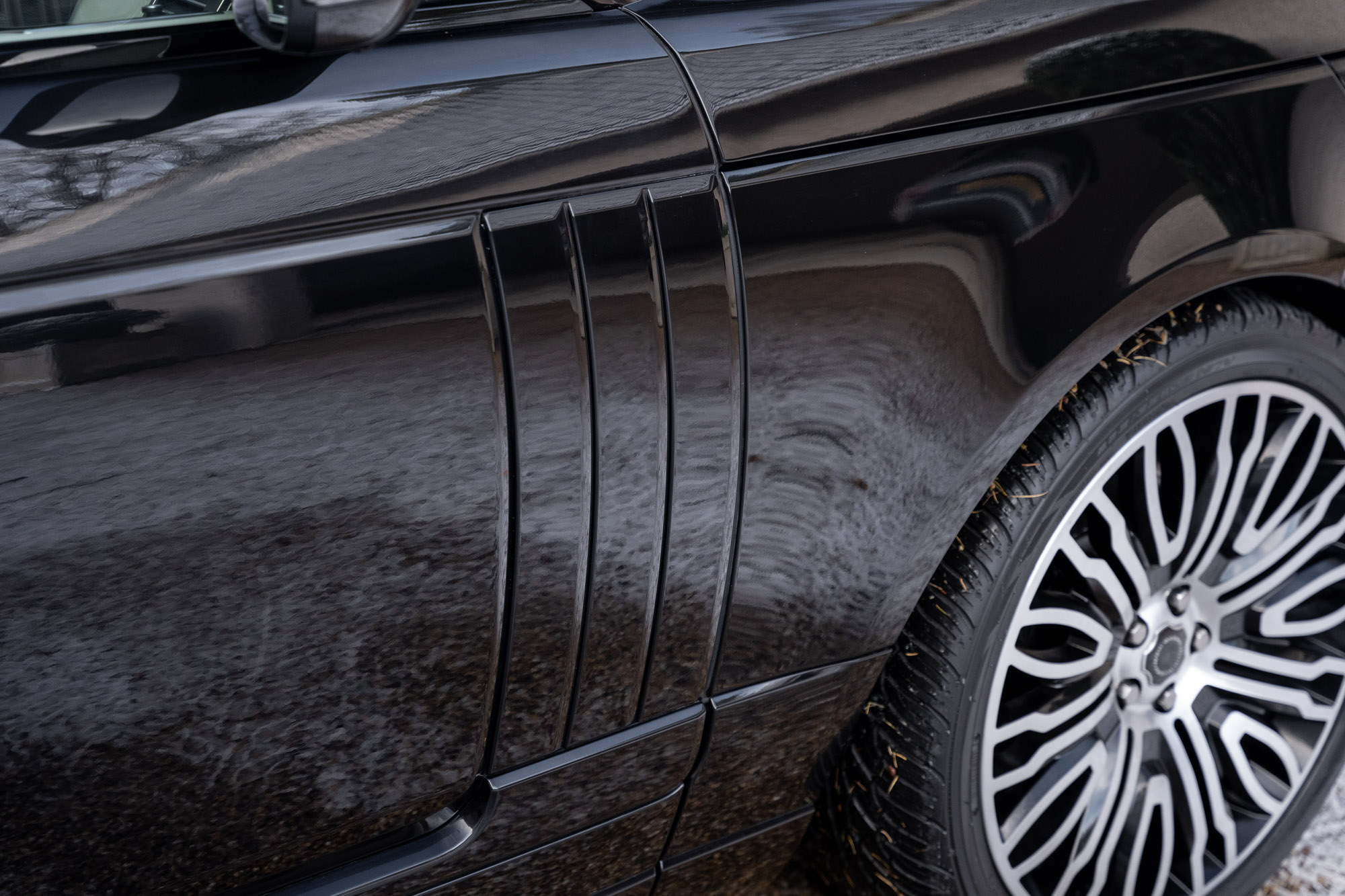 2016 RANGE ROVER AUTOBIOGRAPHY 5.0 V8 - 'OVERFINCH'