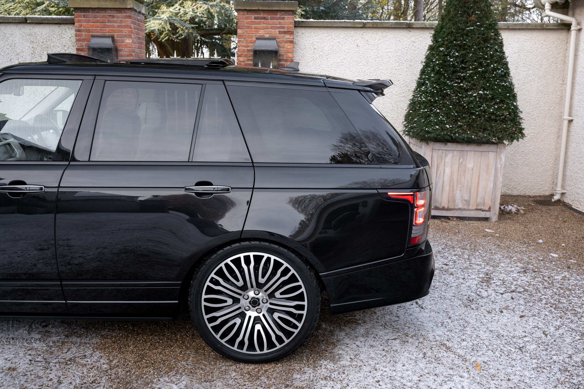 2016 RANGE ROVER AUTOBIOGRAPHY 5.0 V8 - 'OVERFINCH'