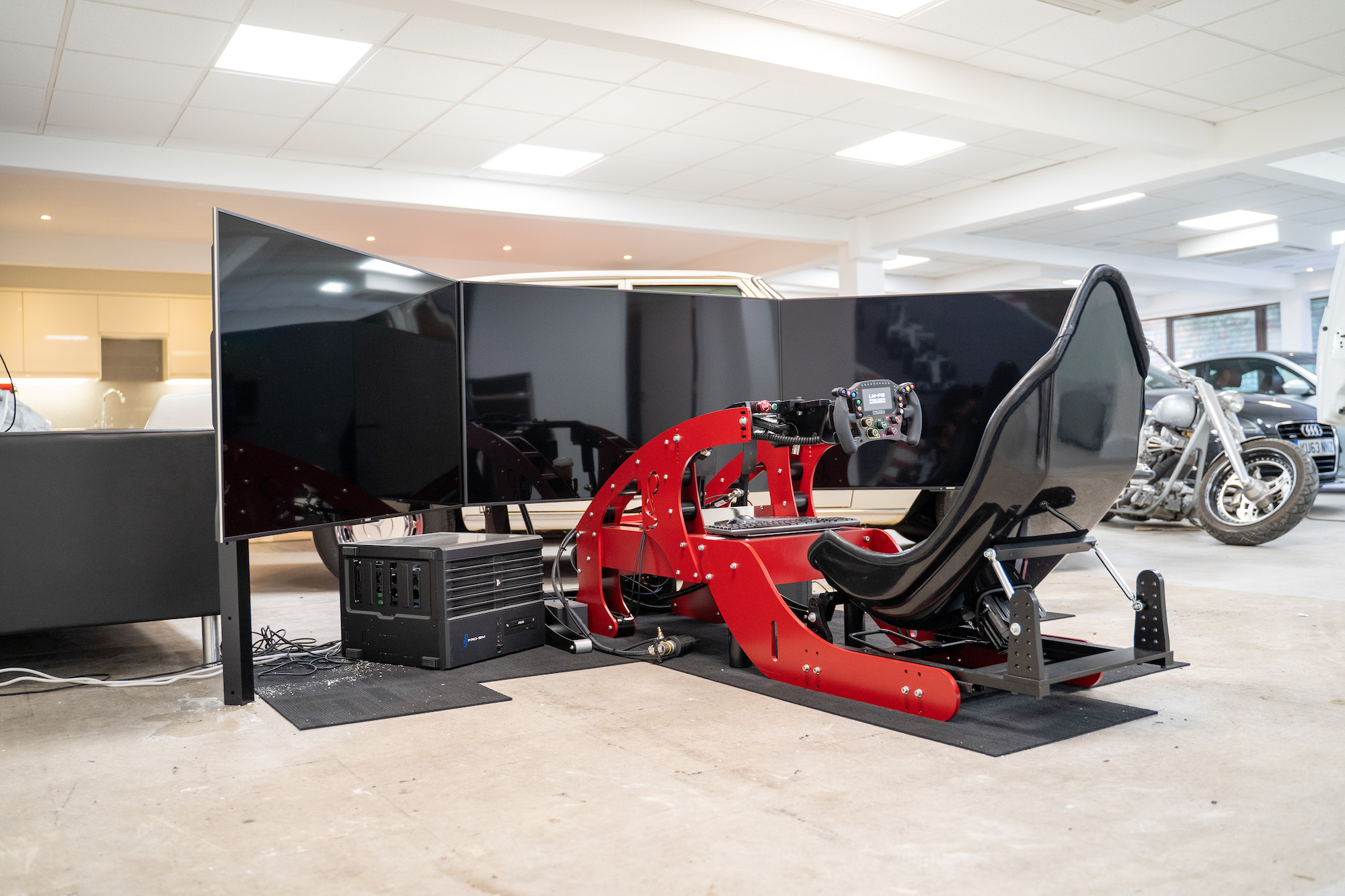 PRO-SIM FORMULA EVOLUTION - RACING SIMULATOR