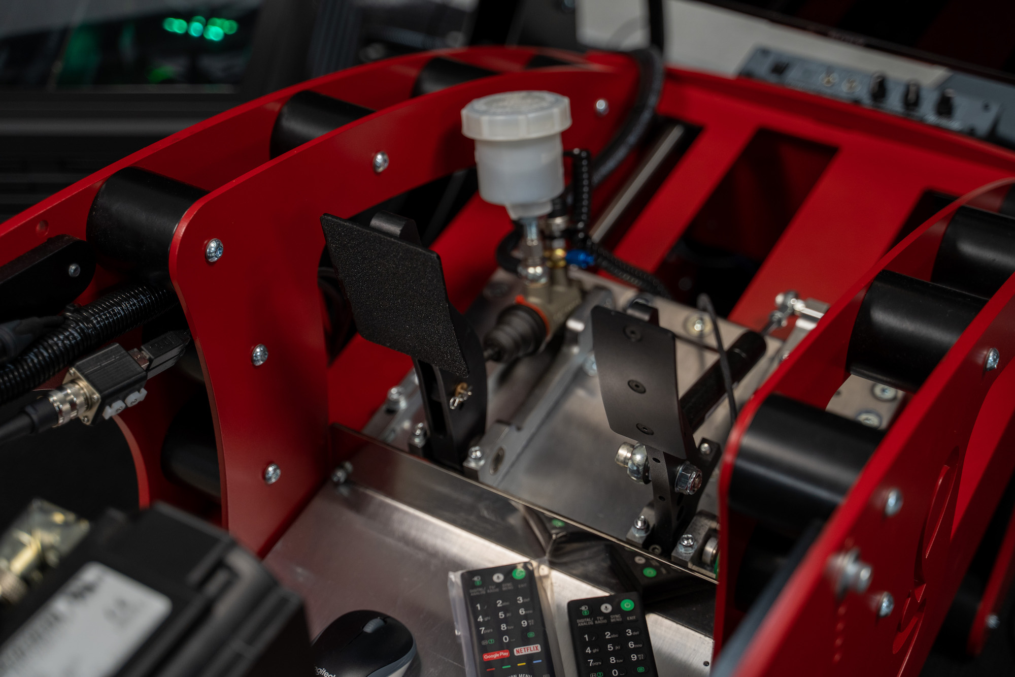 PRO-SIM FORMULA EVOLUTION - RACING SIMULATOR