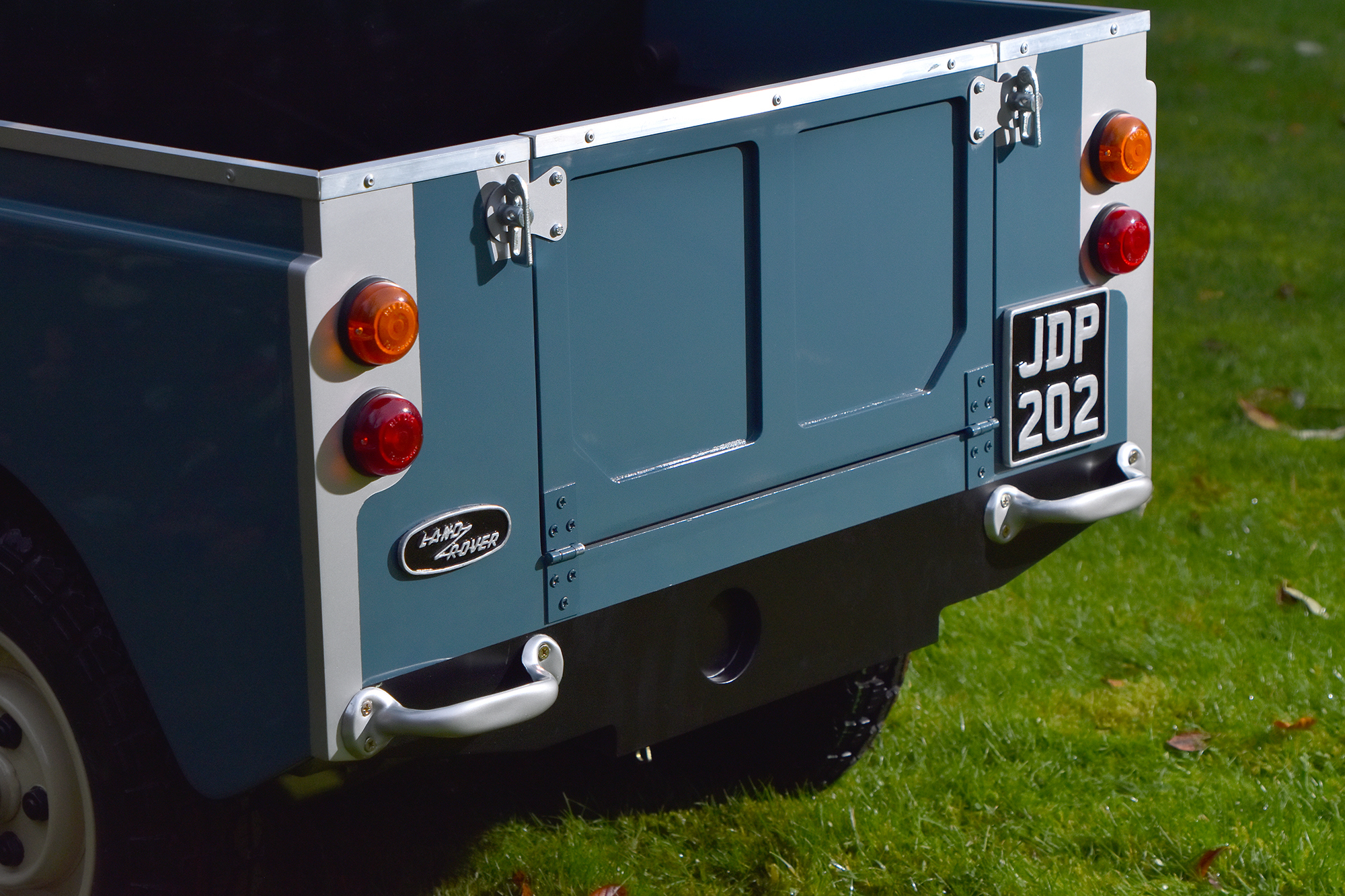 TOYLANDER 2 CHILDREN'S CAR